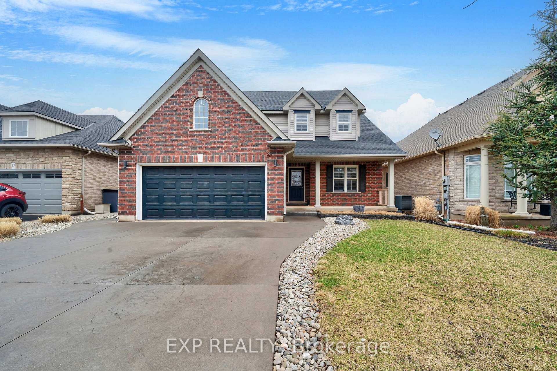 23 Wilfrid Laurier Crescent, St. Catharines, ON L2P 0A4