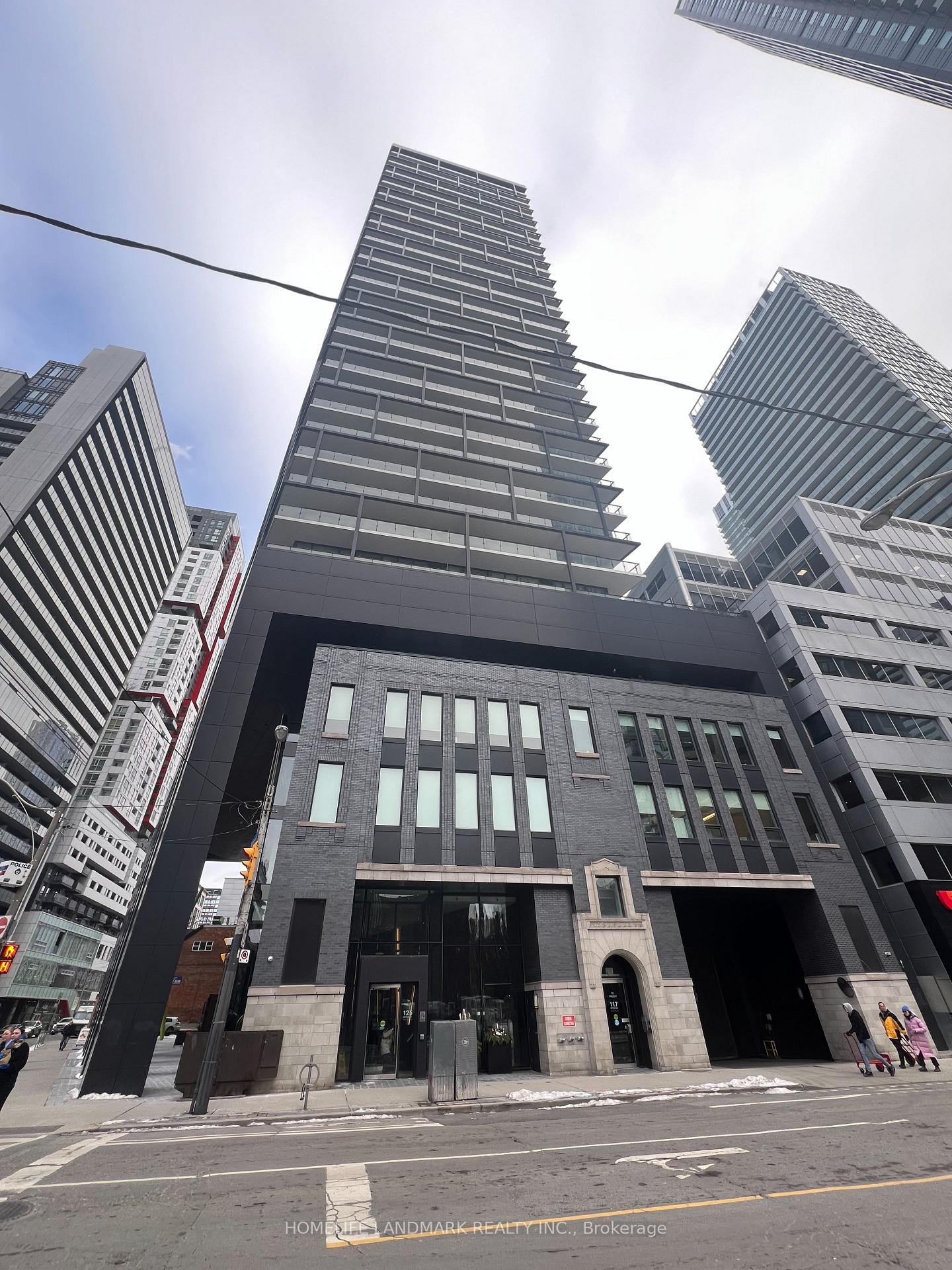 2301 - 125 Peter Street, Toronto, ON M5V 2G9