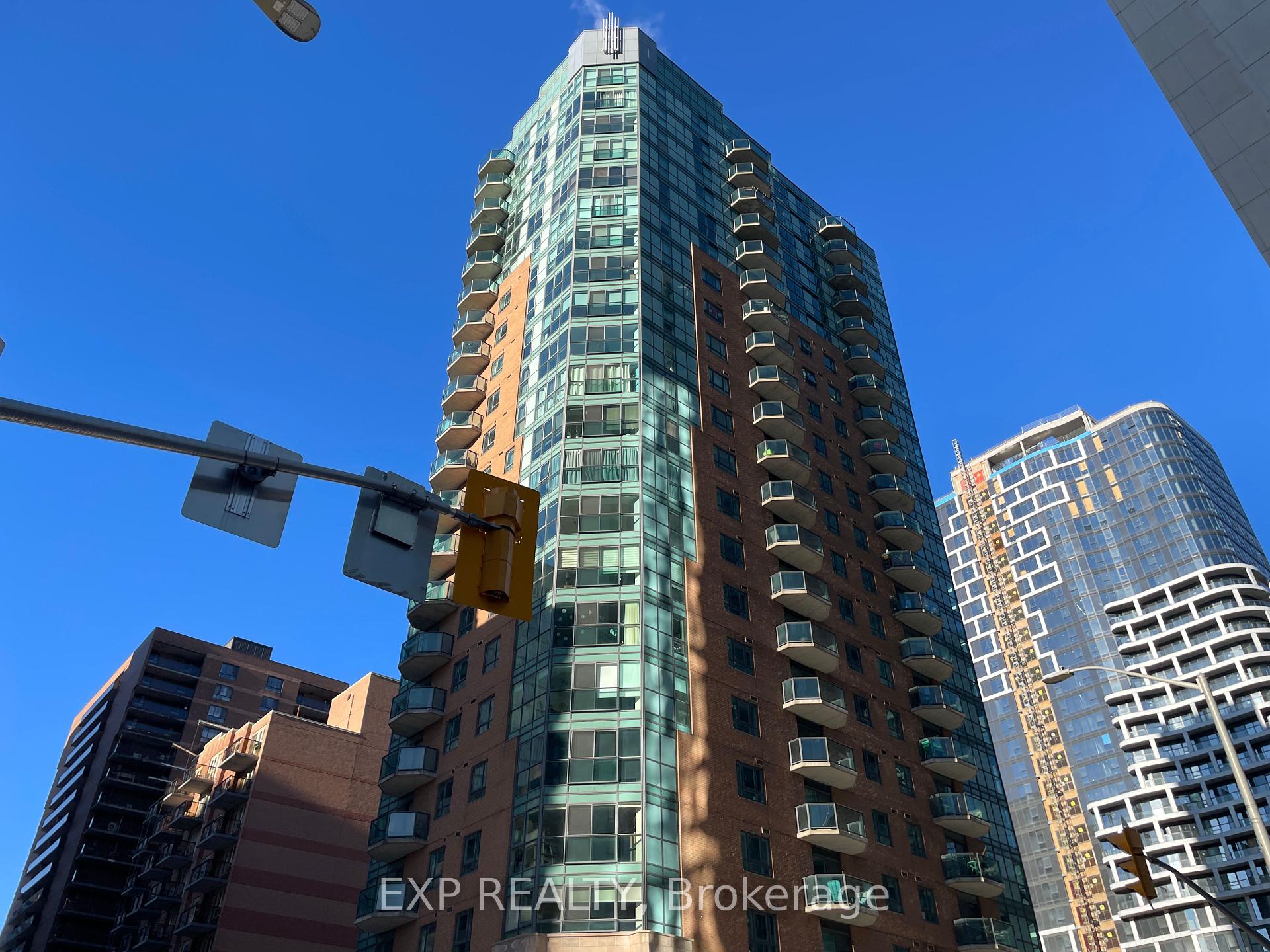 2303 - 445 Laurier Avenue W, Ottawa Centre, ON K1R 0A2