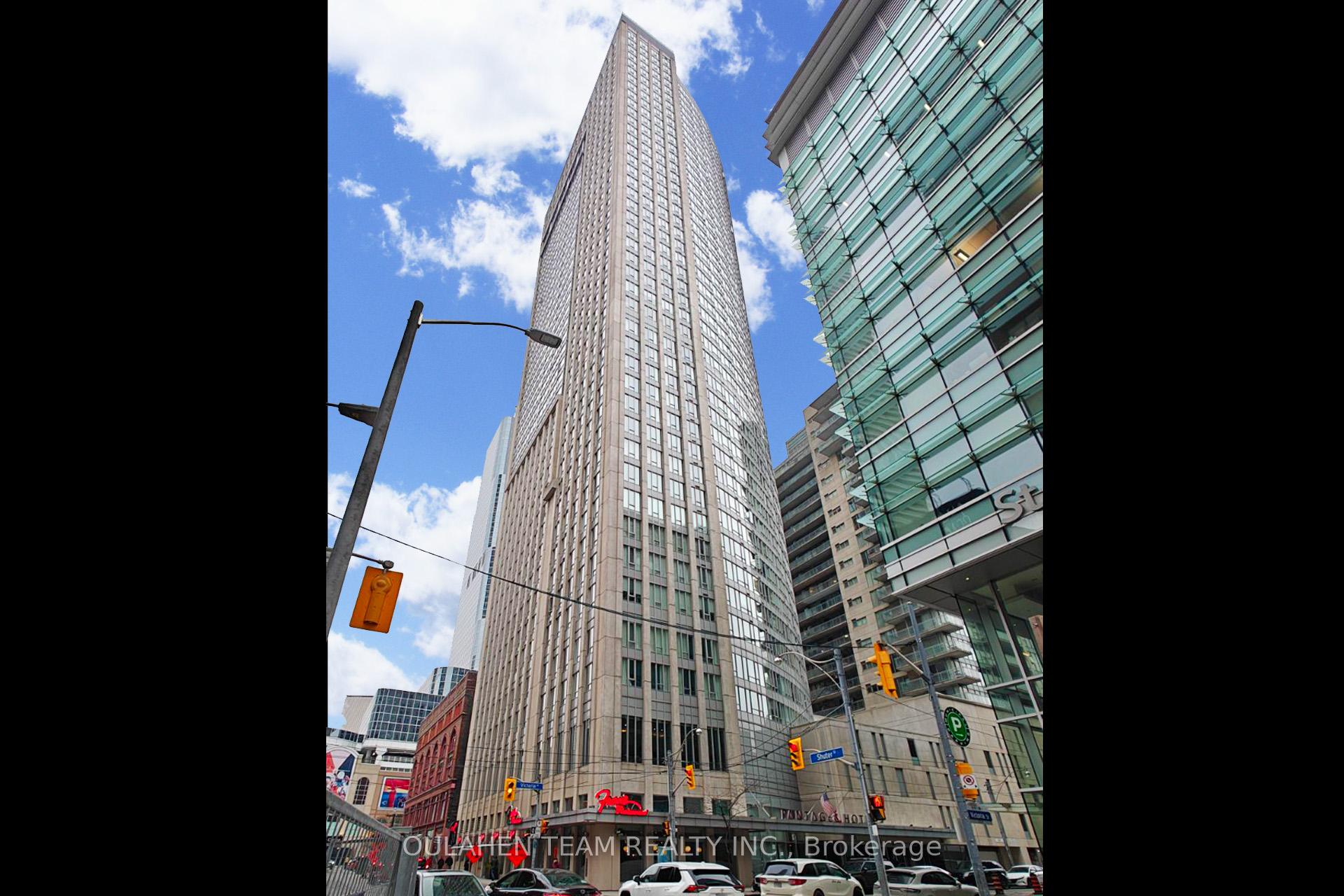 2305 - 210 Victoria Street, Toronto, ON M5B 2R3