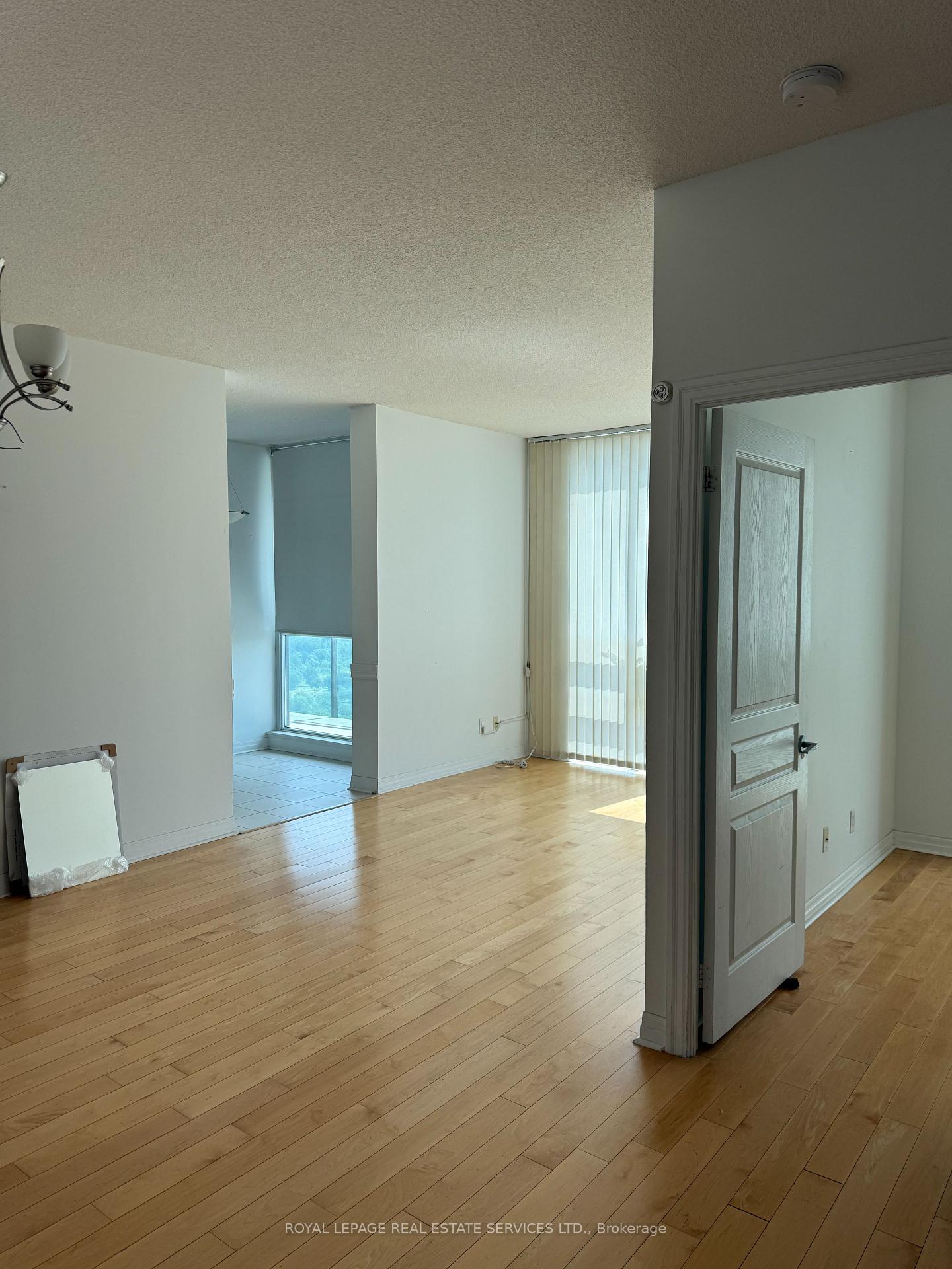 2305 - 3515 Kariya Drive, Mississauga, ON L5B 0C1