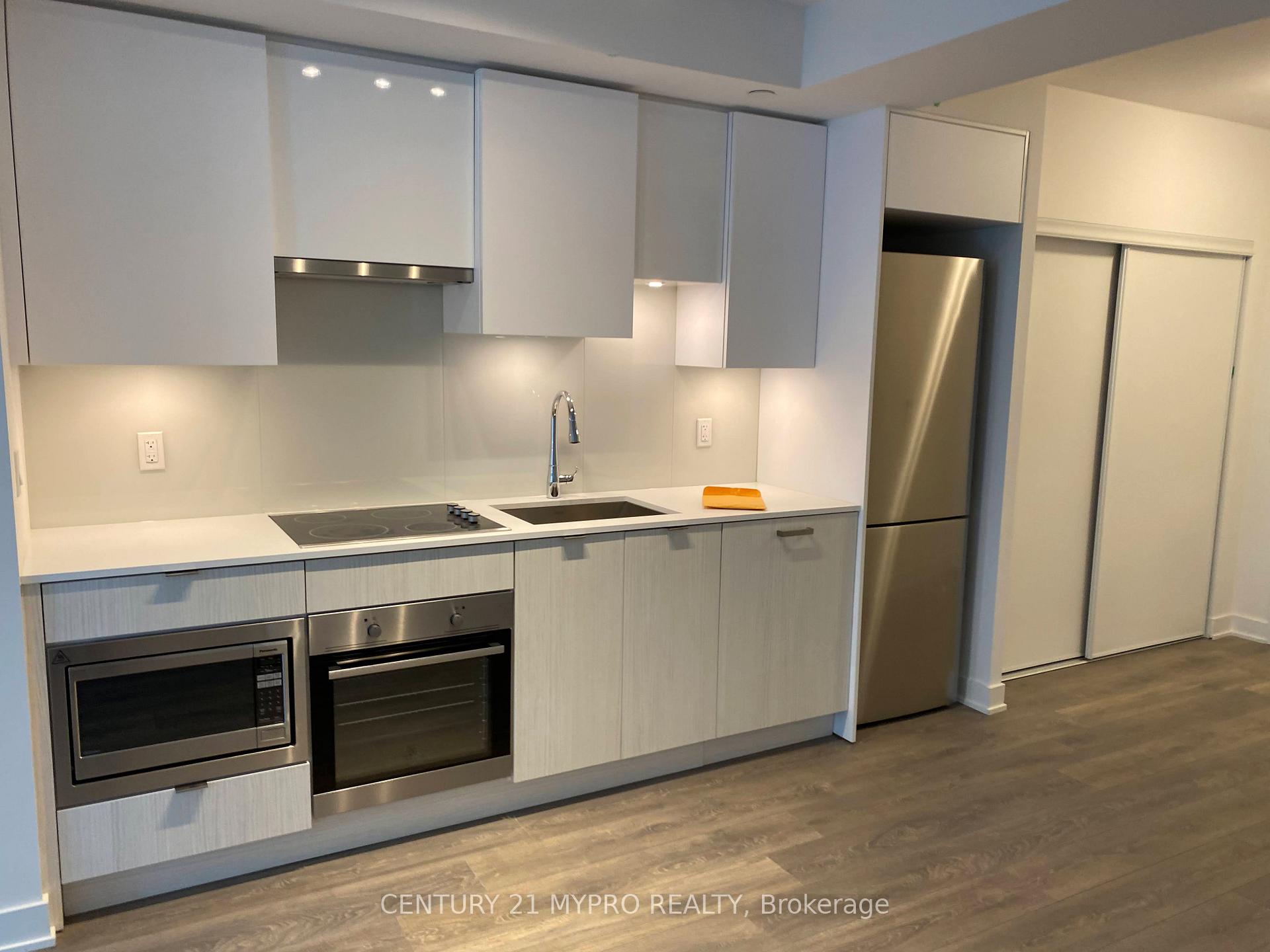 2307 - 99 Broadway Avenue, Toronto, ON M4P 0E3