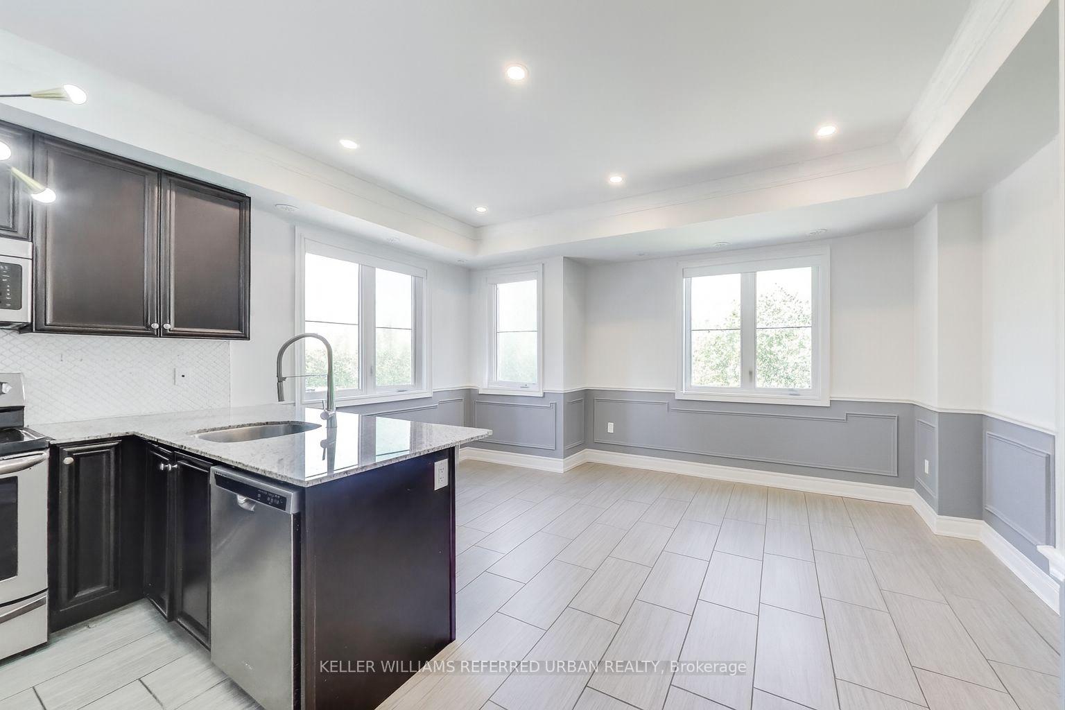 231 - 380 Hopewell Avenue, Toronto, ON M6E 2S2
