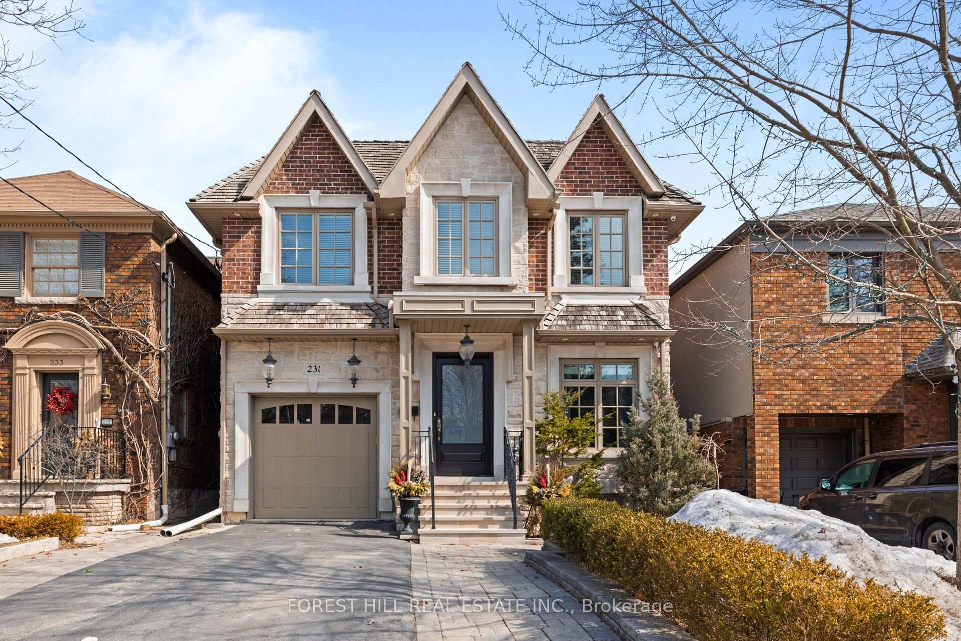 231 Hanna Road, Toronto, ON M4G 3P3