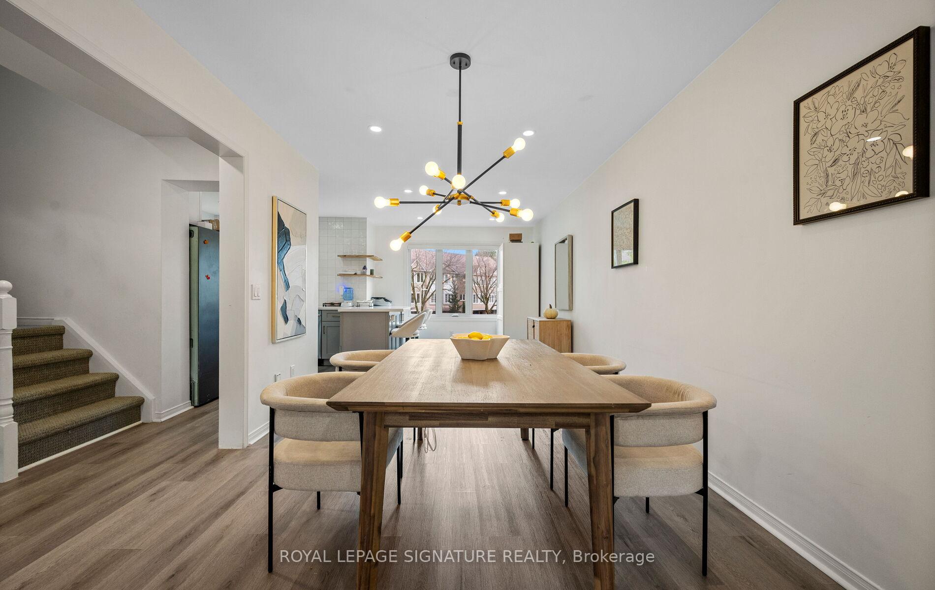 2320 Strawfield Court, Oakville, ON L6H 6C2