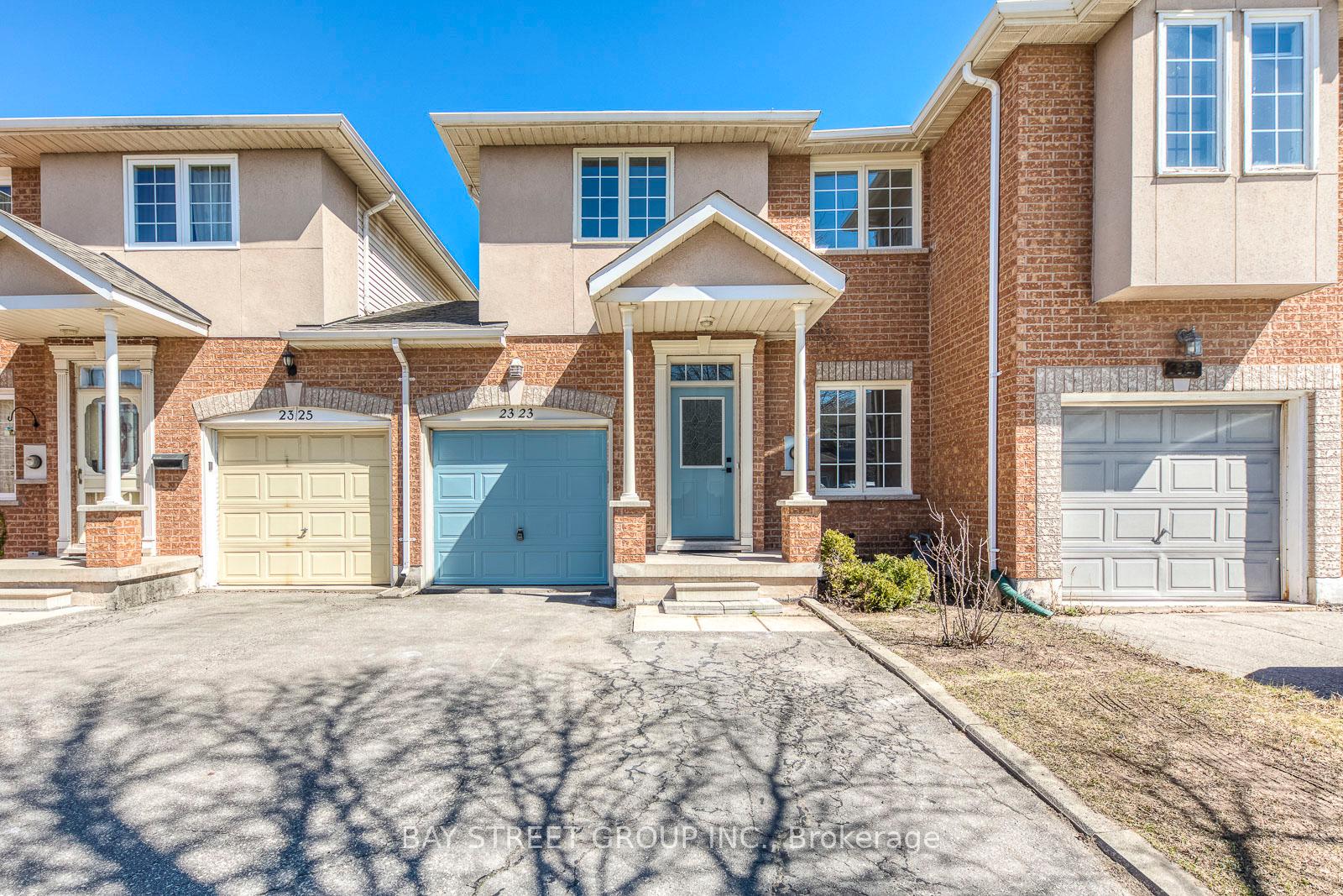 2323 Dalebrook Drive, Oakville, ON L6H 6K3