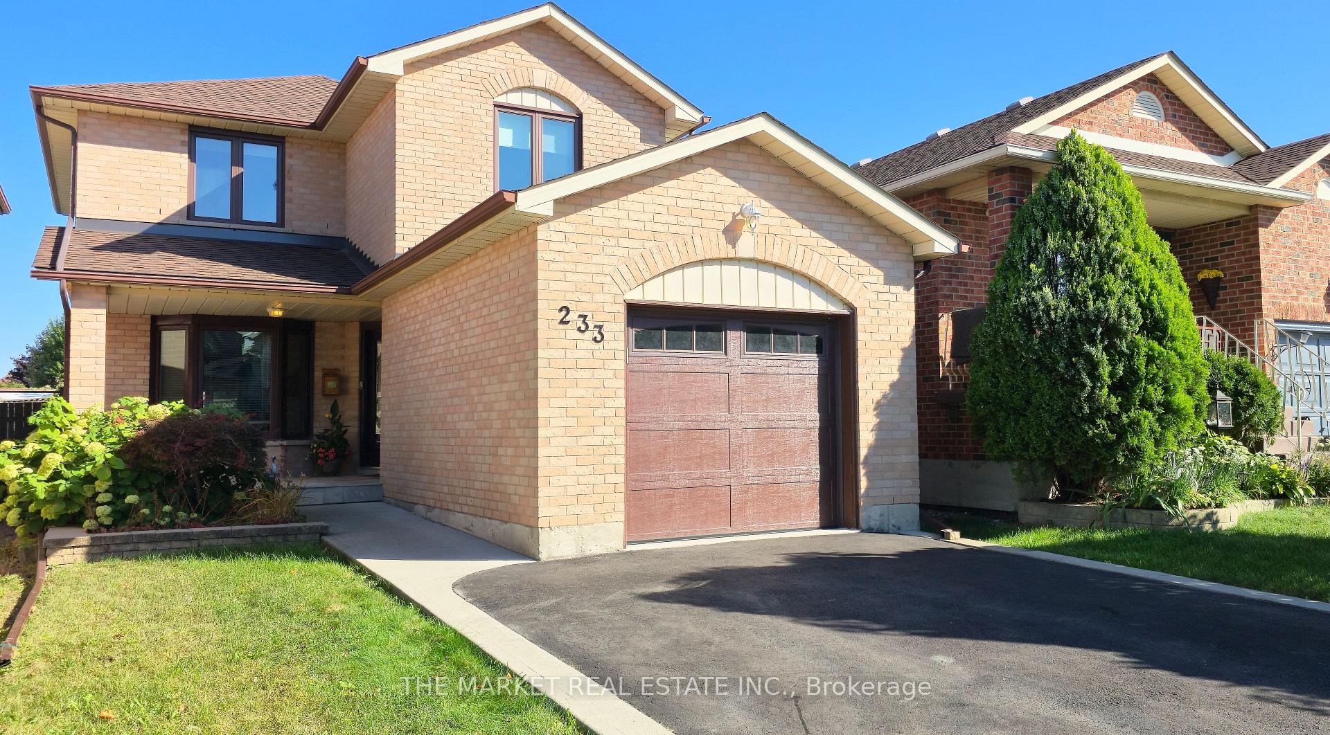 233 Acadia Drive, Hamilton, ON L8W 3L1
