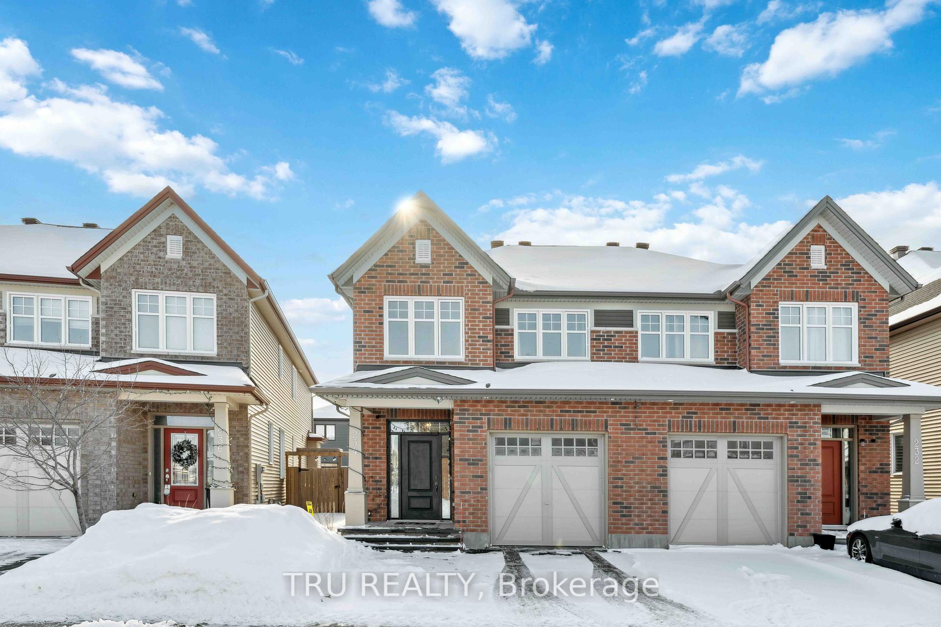 234 Fergus Crescent, Barrhaven, ON K2J 3L7