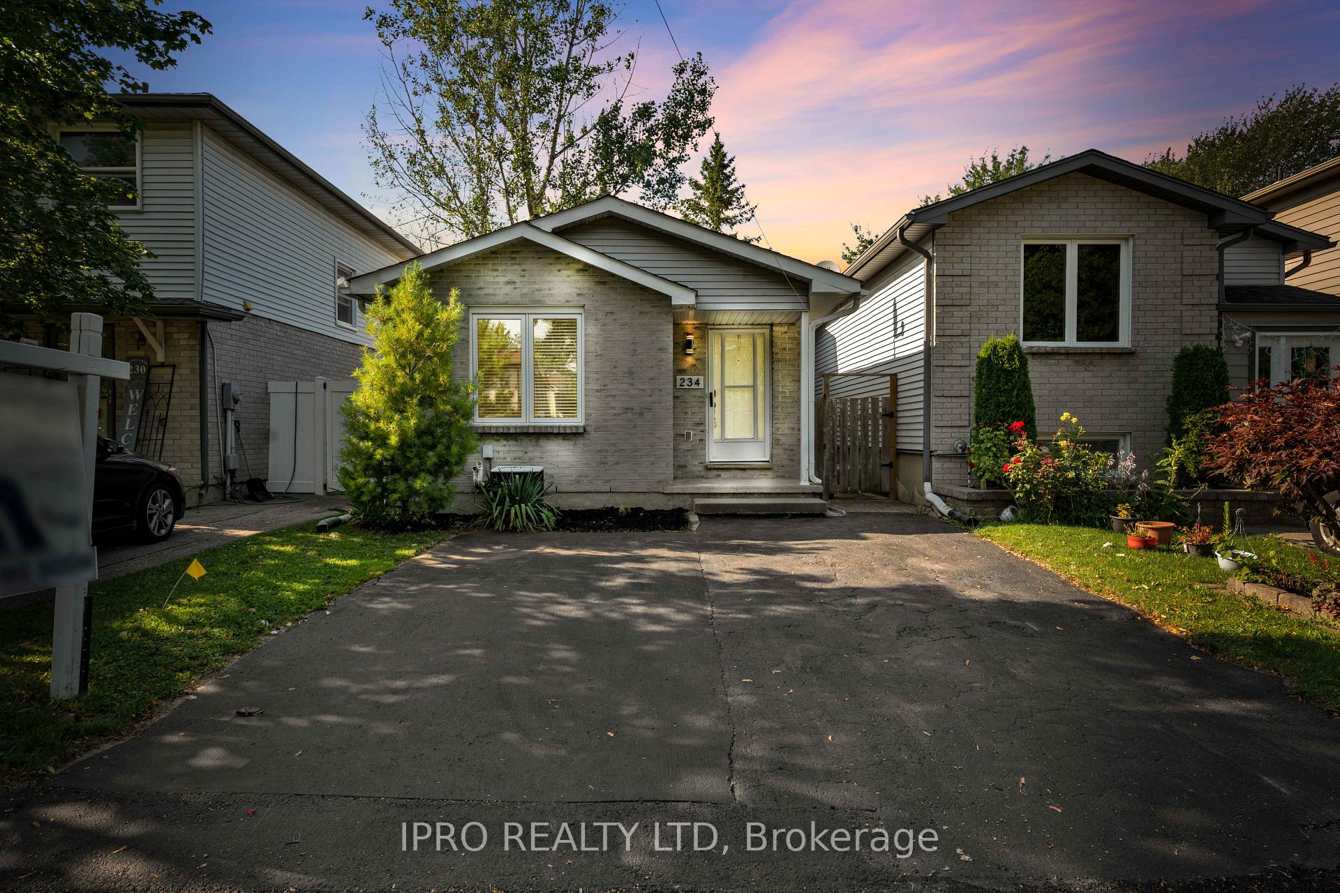 234 Olympic Crescent, London, ON N6G 3P7