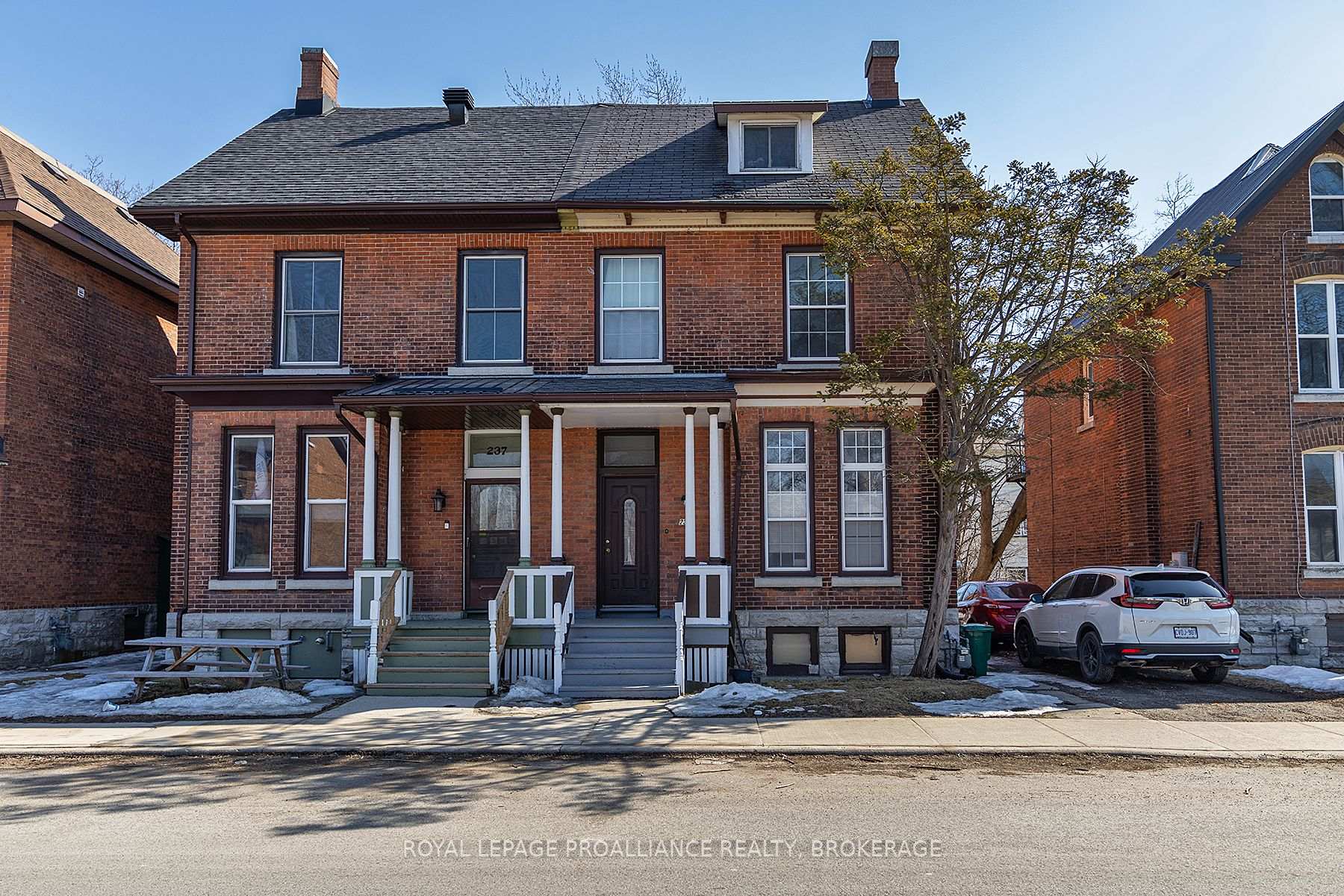 235 Alfred Street, Kingston, ON K7L 3S1