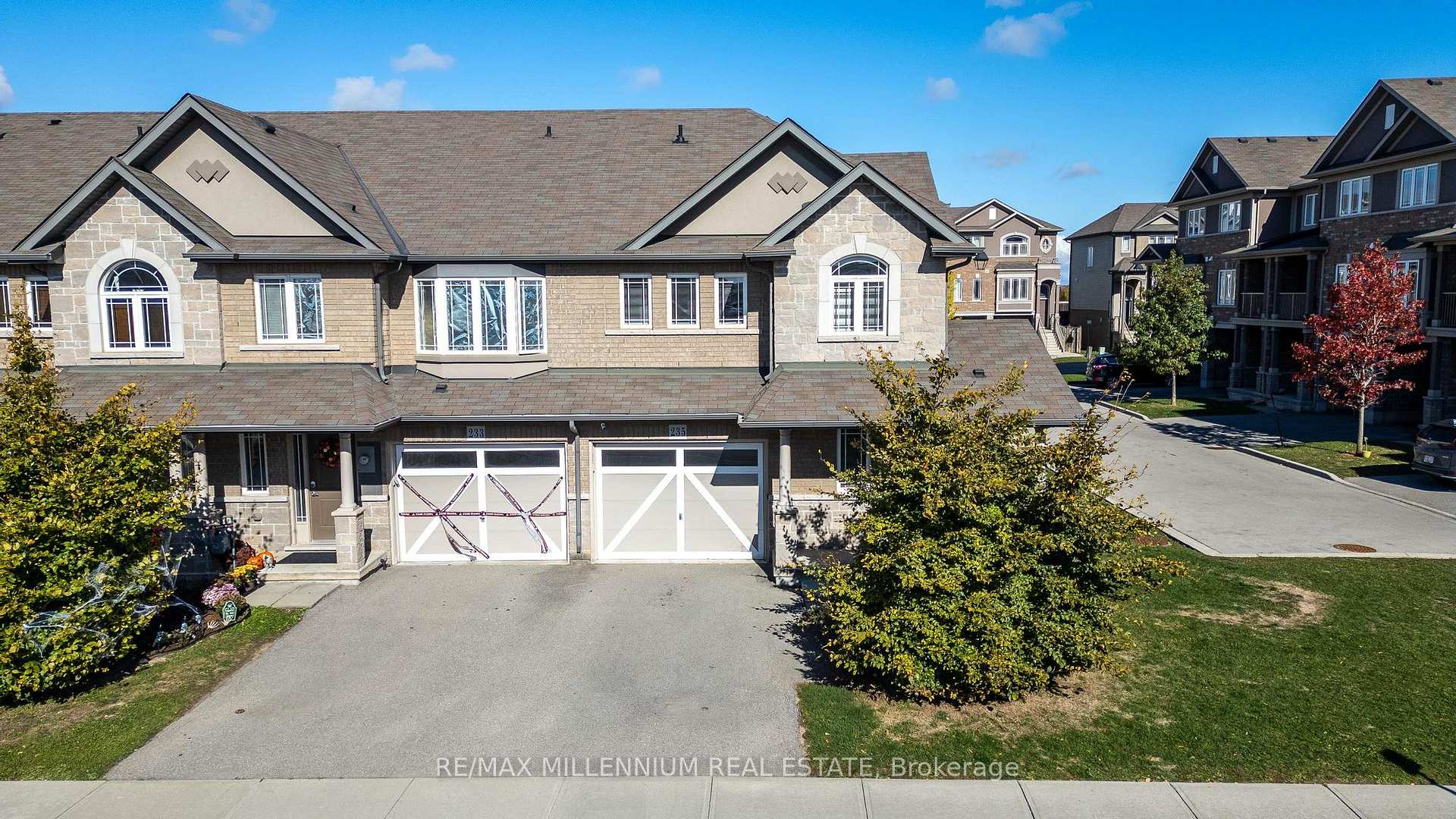 235 Bellagio Avenue, Hamilton, ON L0R 1P0