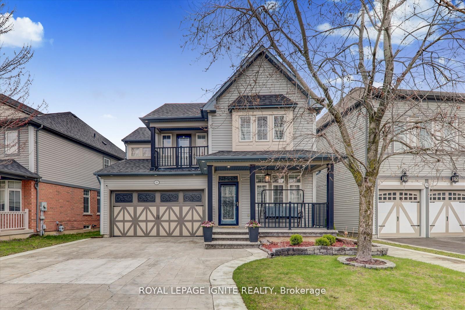 2362 Pilgrim Square, Oshawa, ON L1L 0C2