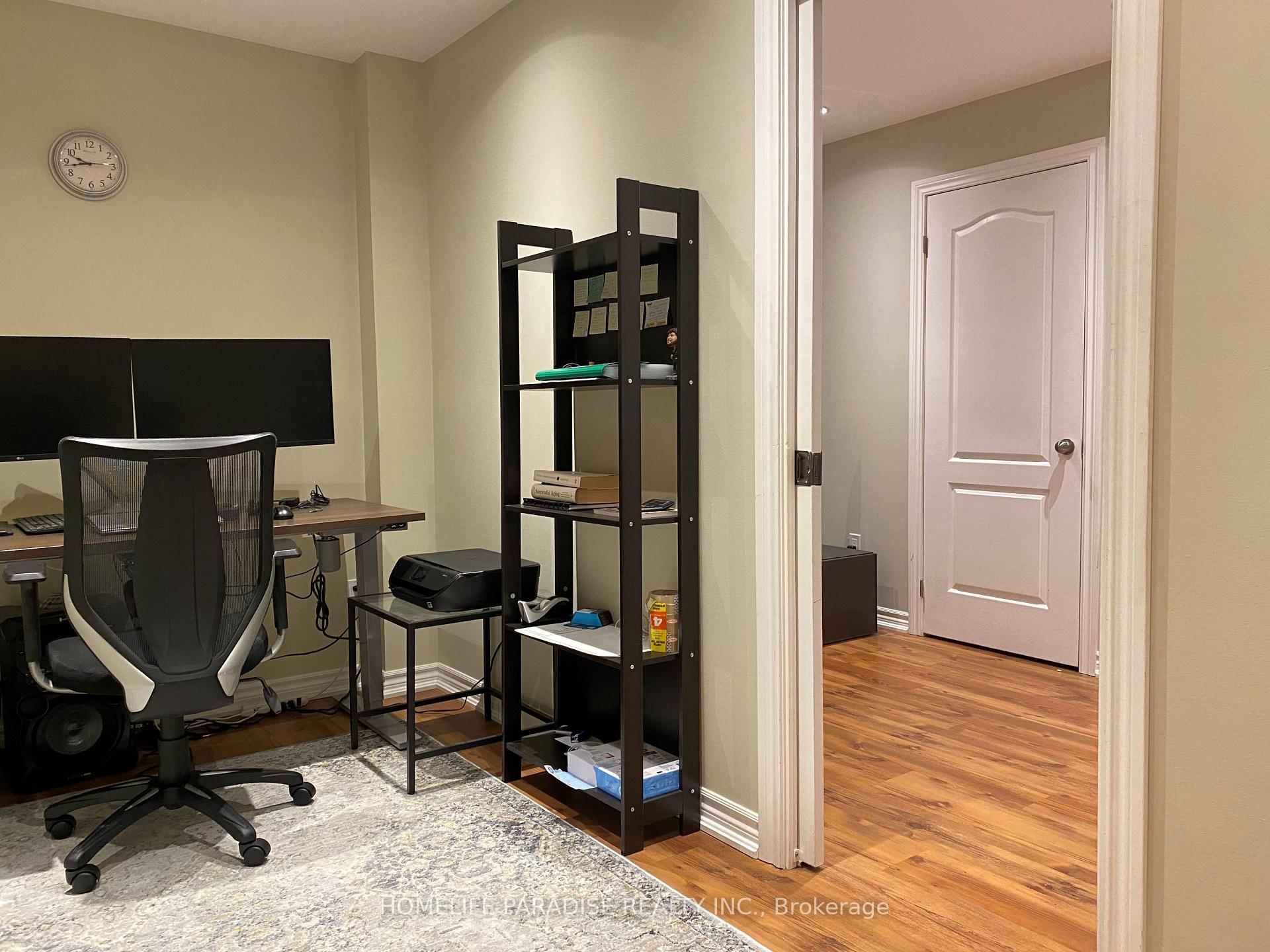 2368 Sutton Drive, Burlington, ON L7L 6Y5