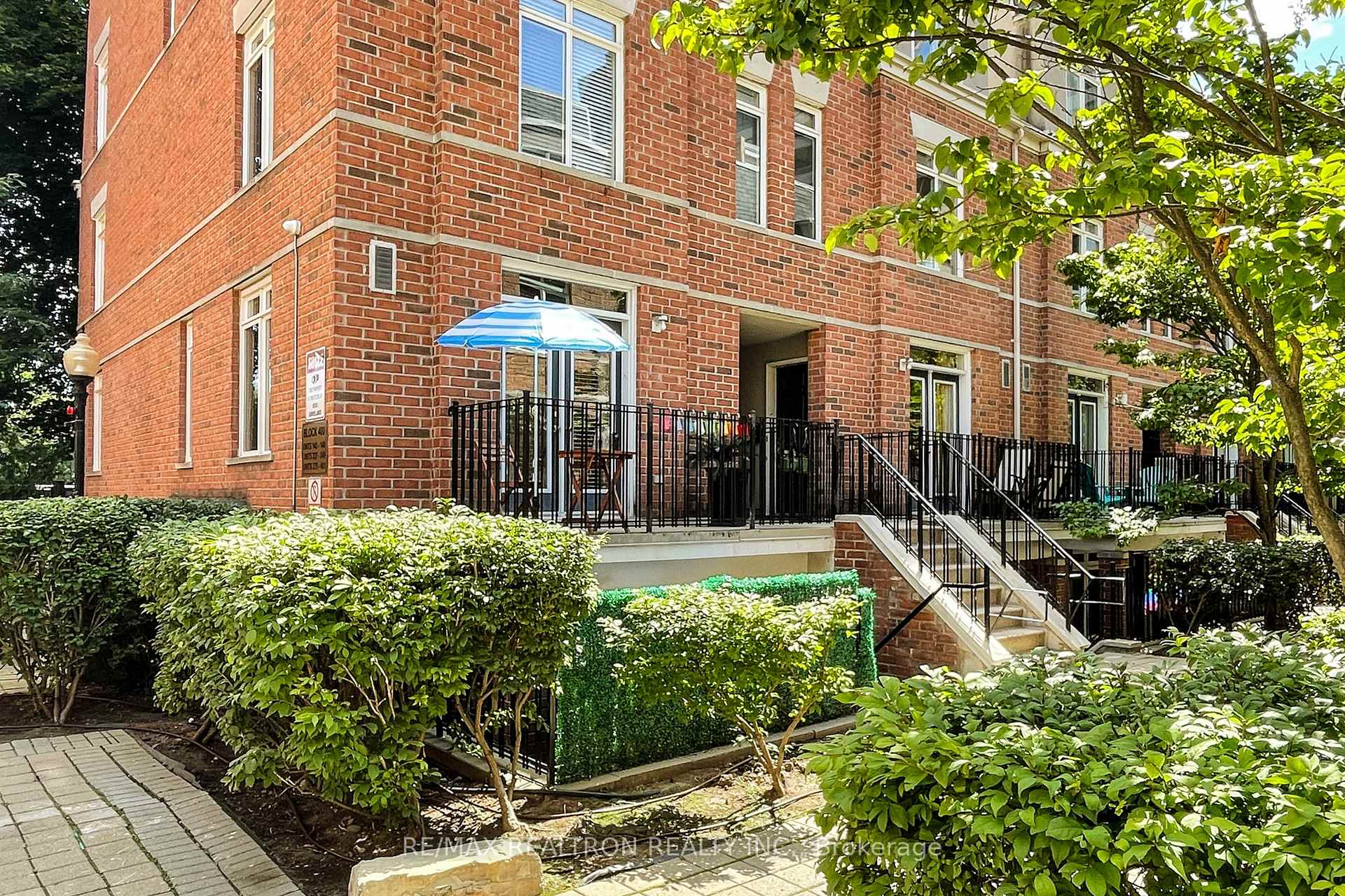 237 - 415 Jarvis Street, Toronto, ON M4Y 3C1