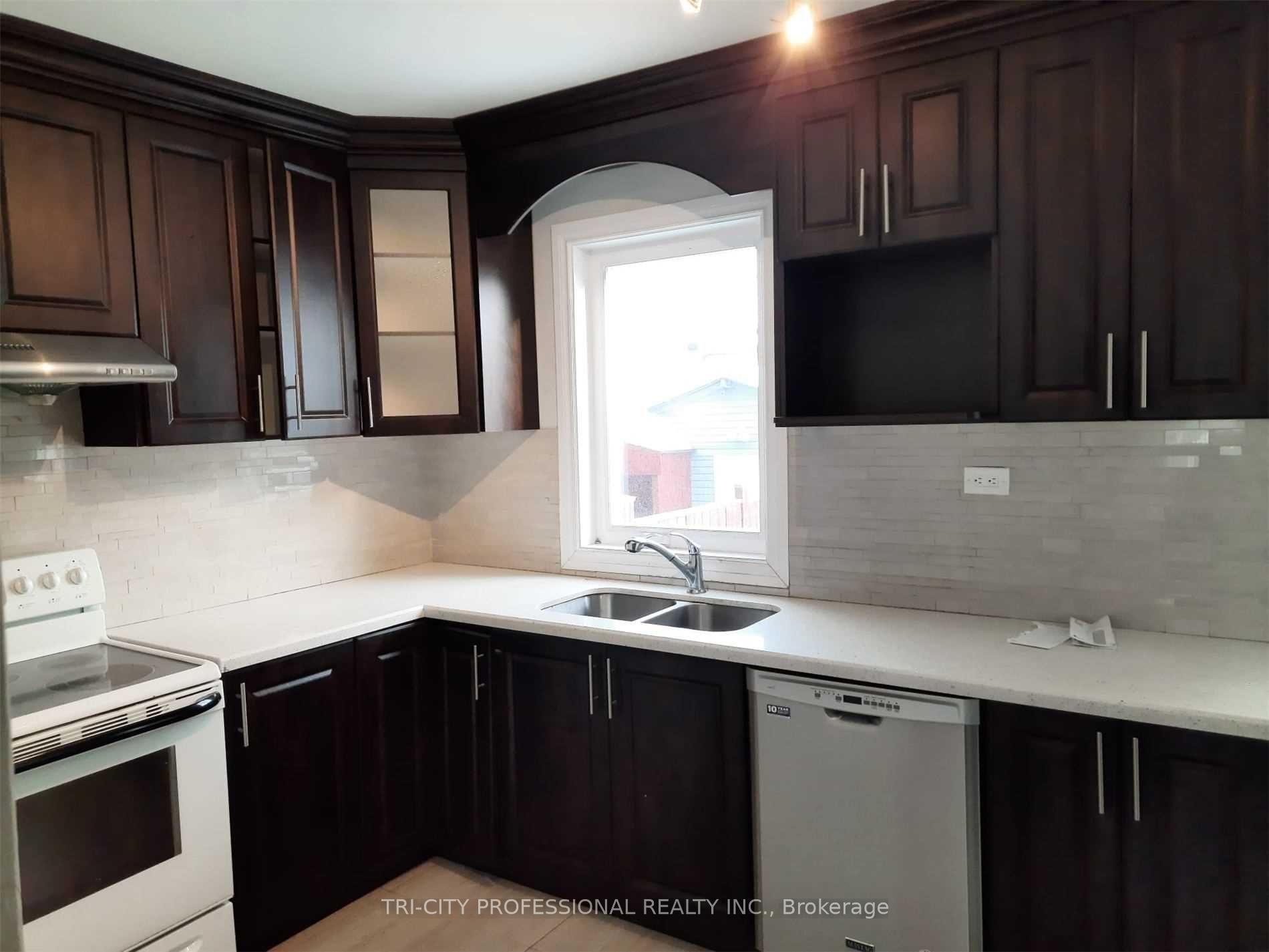 239 Dunraven Drive, Toronto, ON M6M 1H8