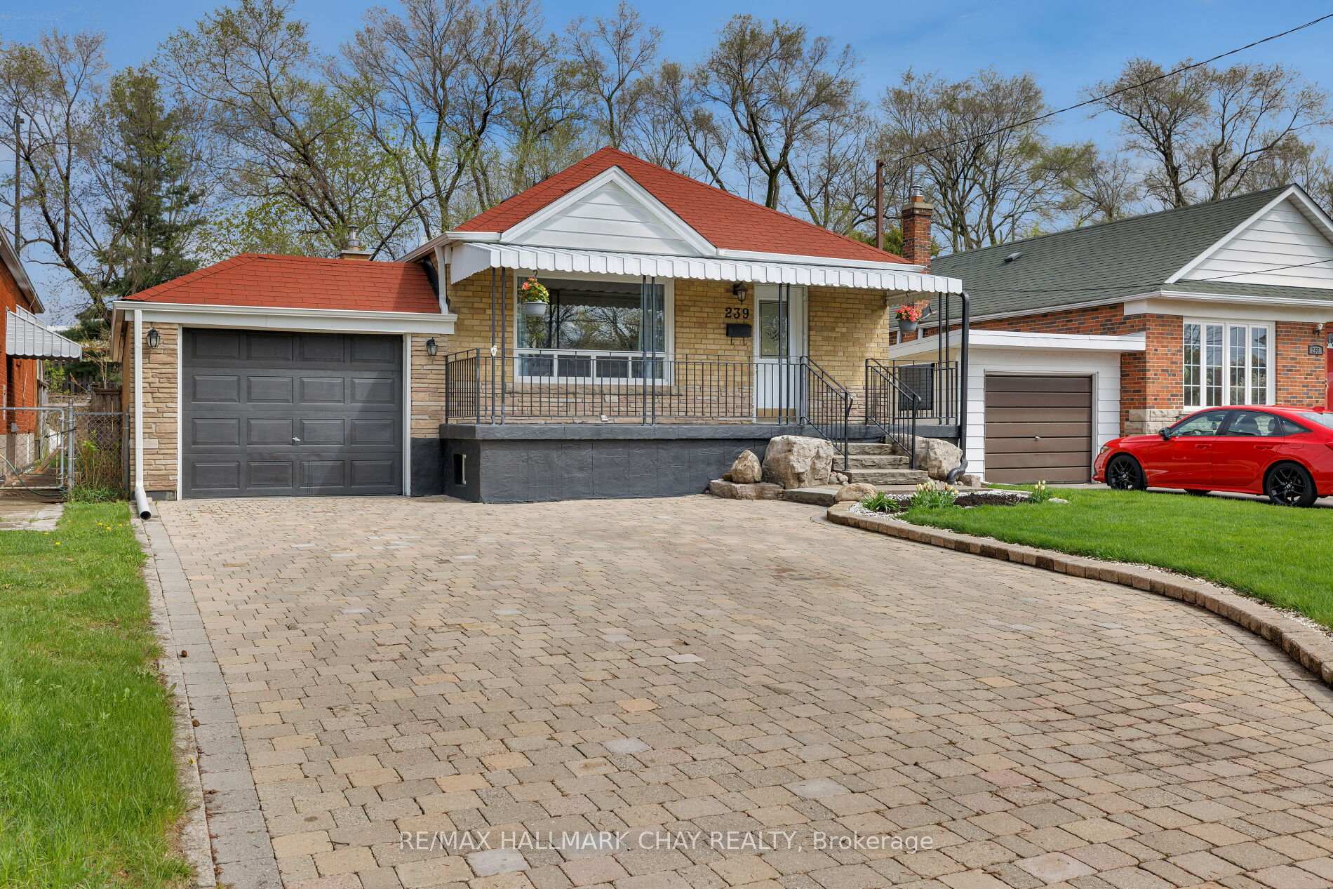 239 Ellington Drive, Toronto, ON M1R 3Y2