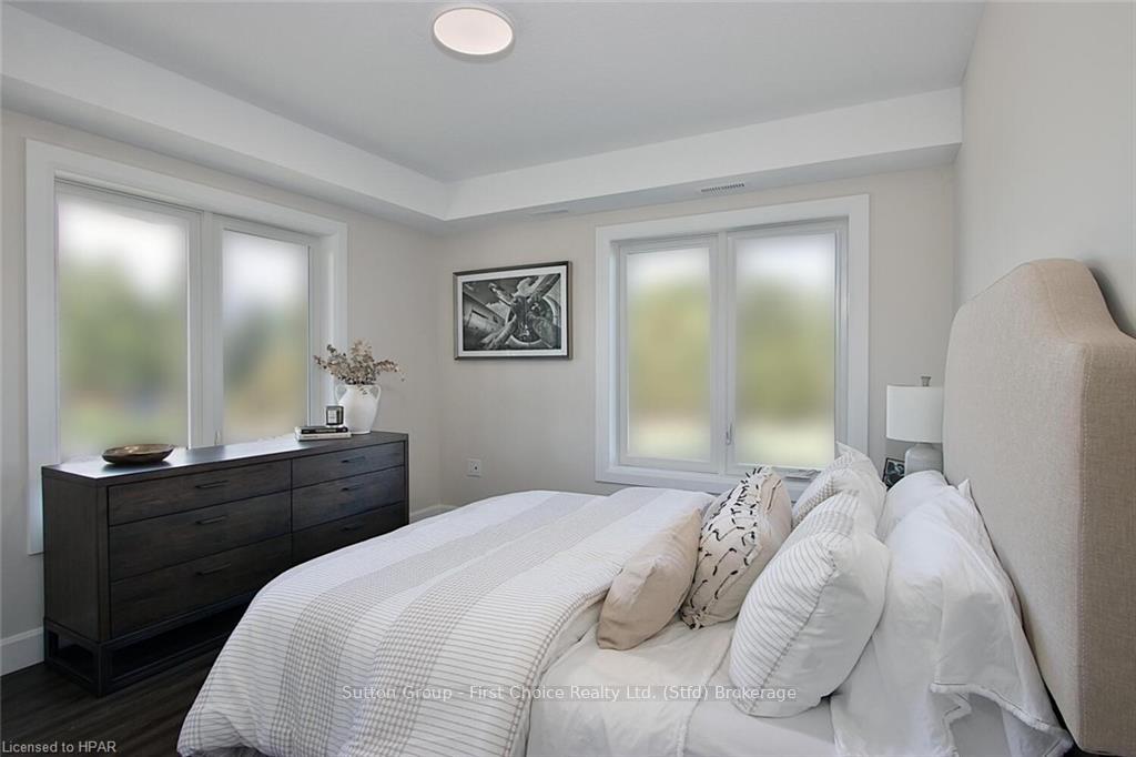 Unit 24 - 3202 VIVIAN Line, Stratford, ON N5A 0K6