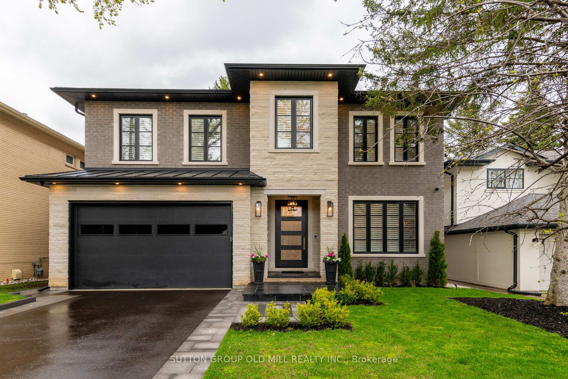24 Colwood Road, Toronto, ON M9A 4E4