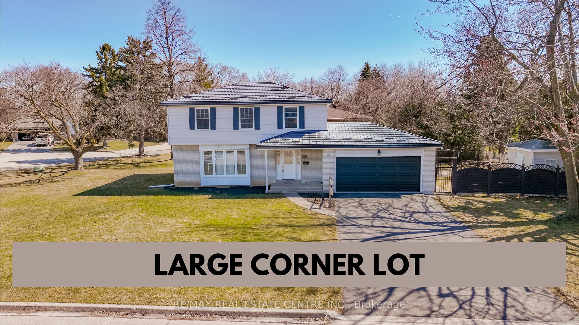 24 Crawley Drive, Brampton, ON L6T 2R8