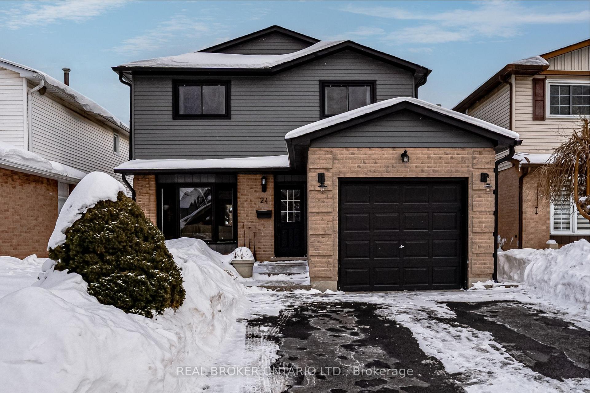 24 Drakes Drive, Hamilton, ON L8E 4G5