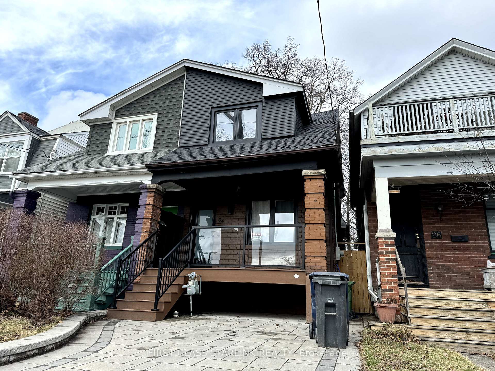 24 Erindale Avenue, Toronto, ON M4K 1R9