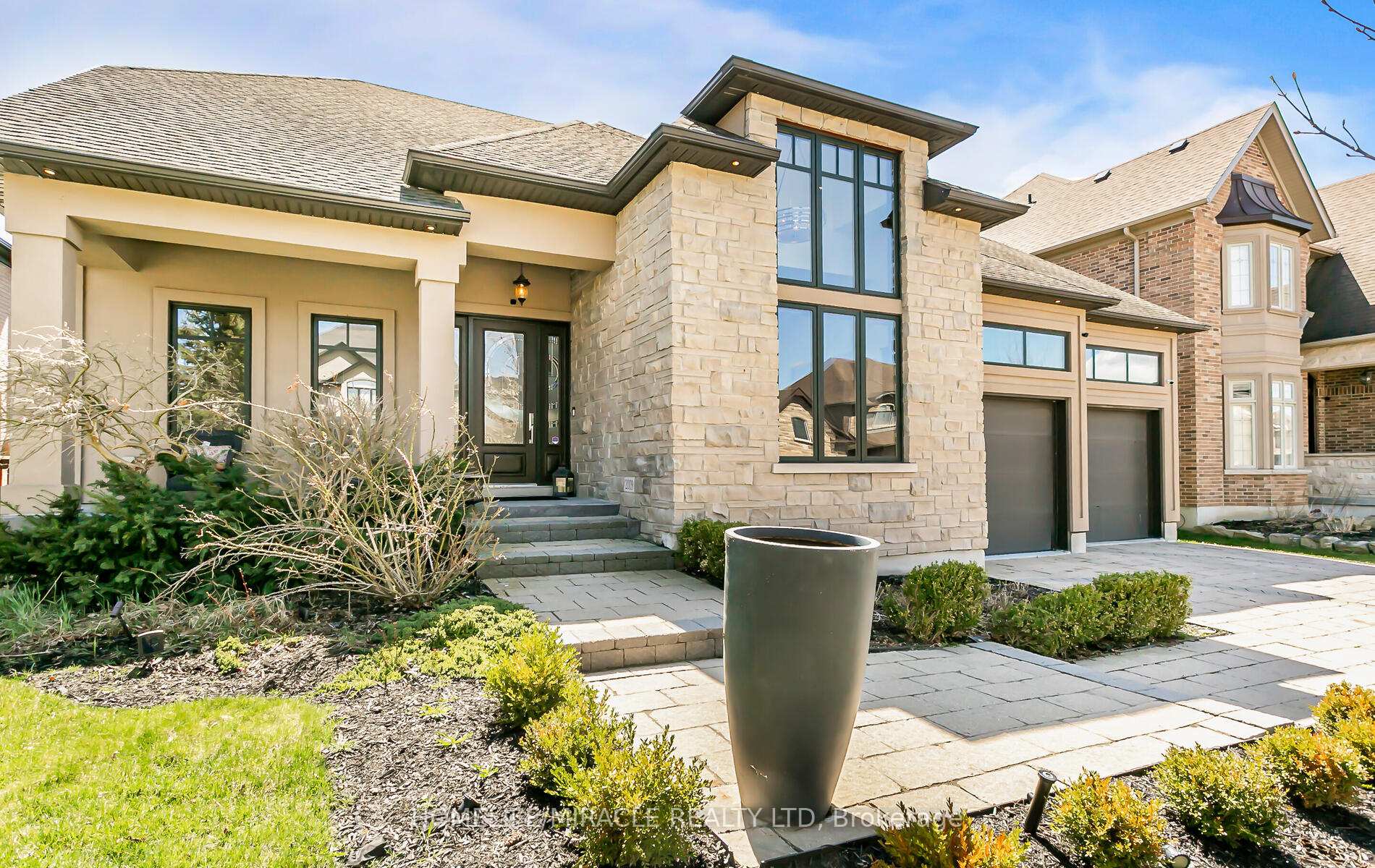 24 Jacob Gingrich Drive, Kitchener, ON N2P 2X9