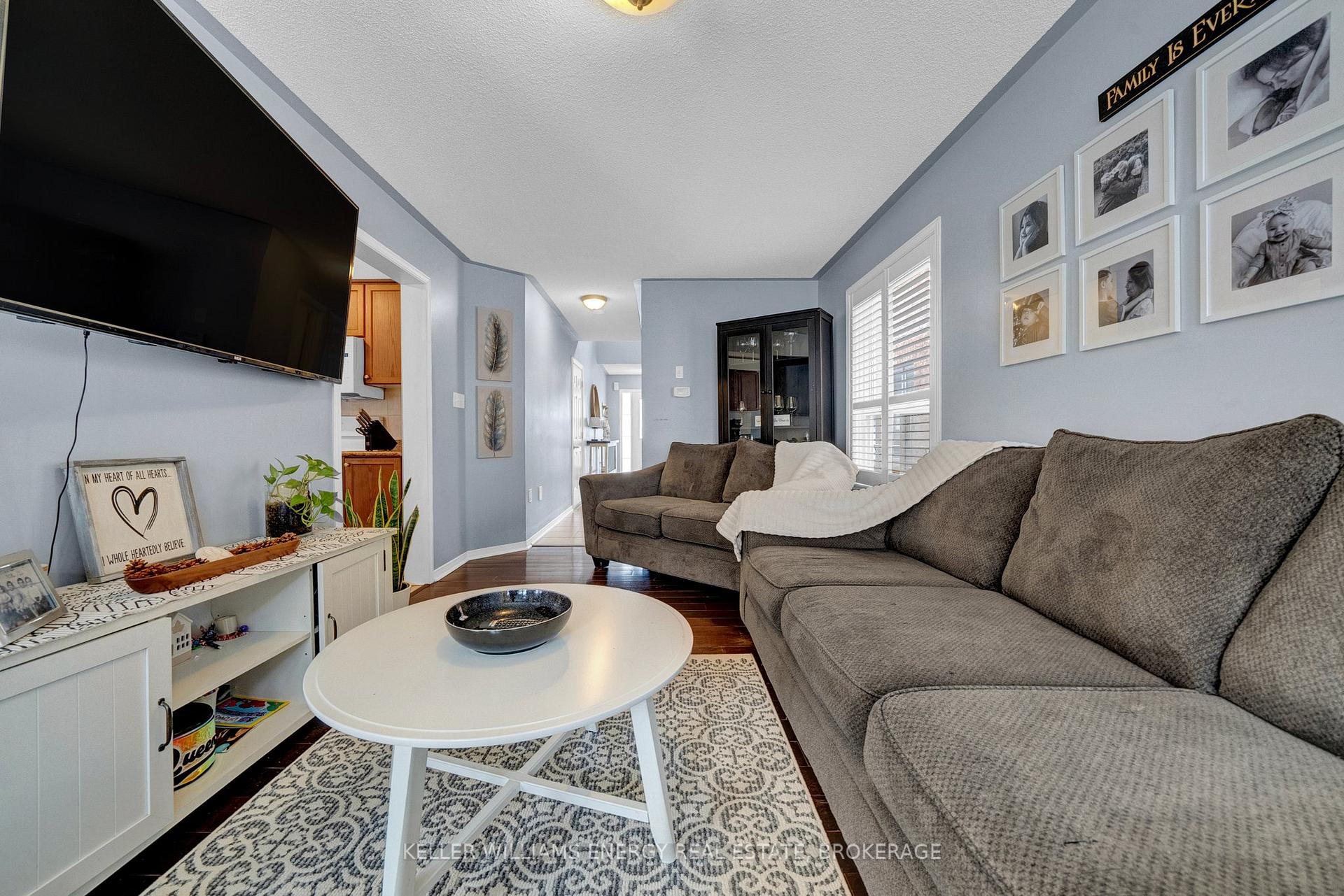 24 Ken Wagg Crescent, Whitchurch-Stouffville, ON L4A 0J8