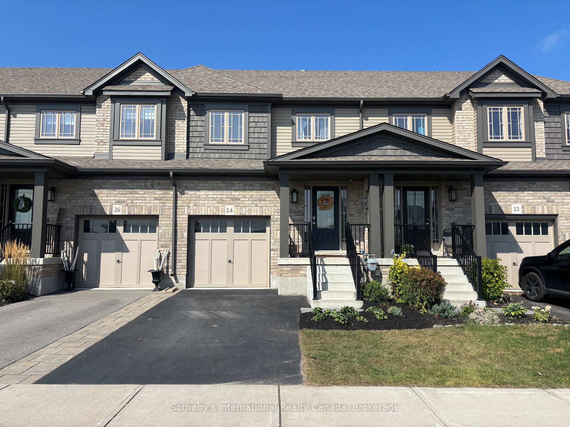 24 Plewes Drive, Collingwood, ON L9Y 3B7