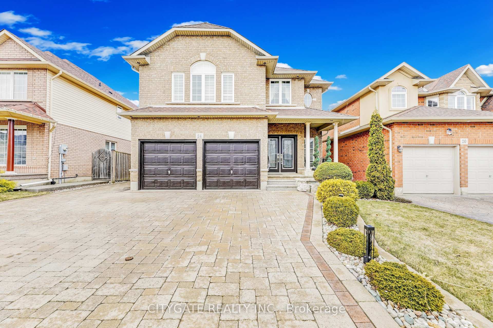 24 Simpson Avenue, Hamilton, ON L0R 1P0