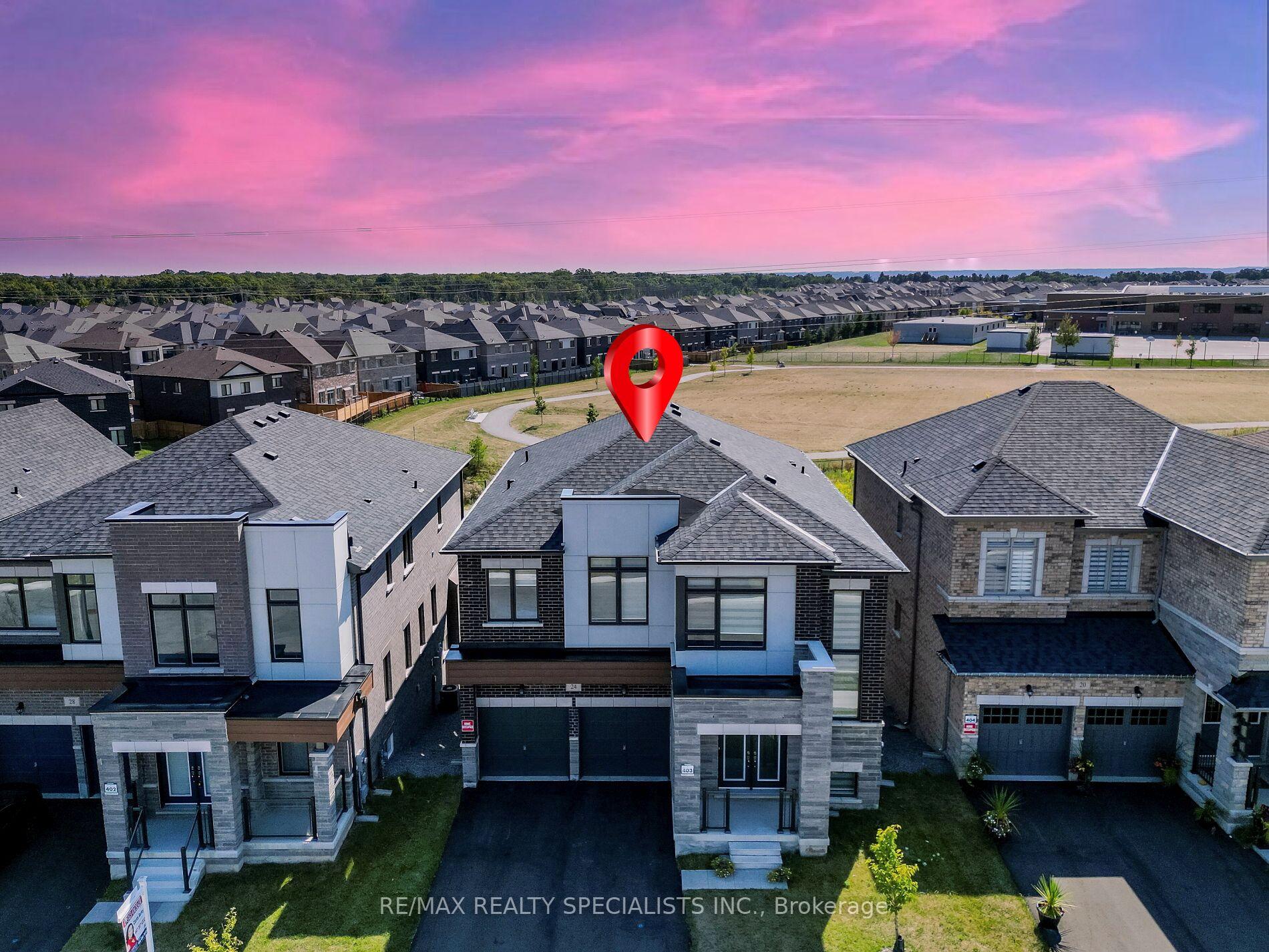 24 Trailbank Gardens, Hamilton, ON L8B 1Z3