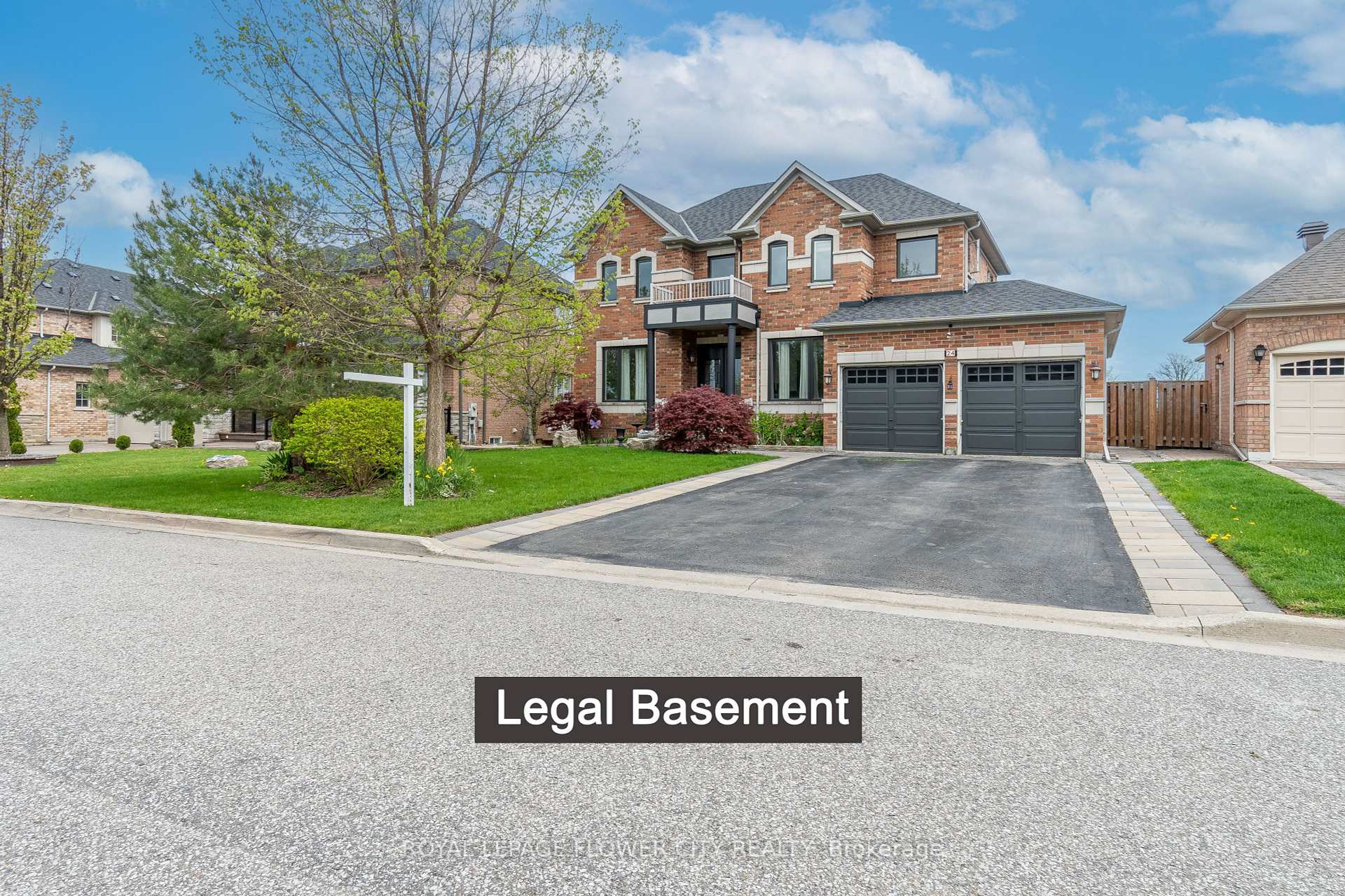 24 Upper Ridge Crescent, Brampton, ON L6P 2C6