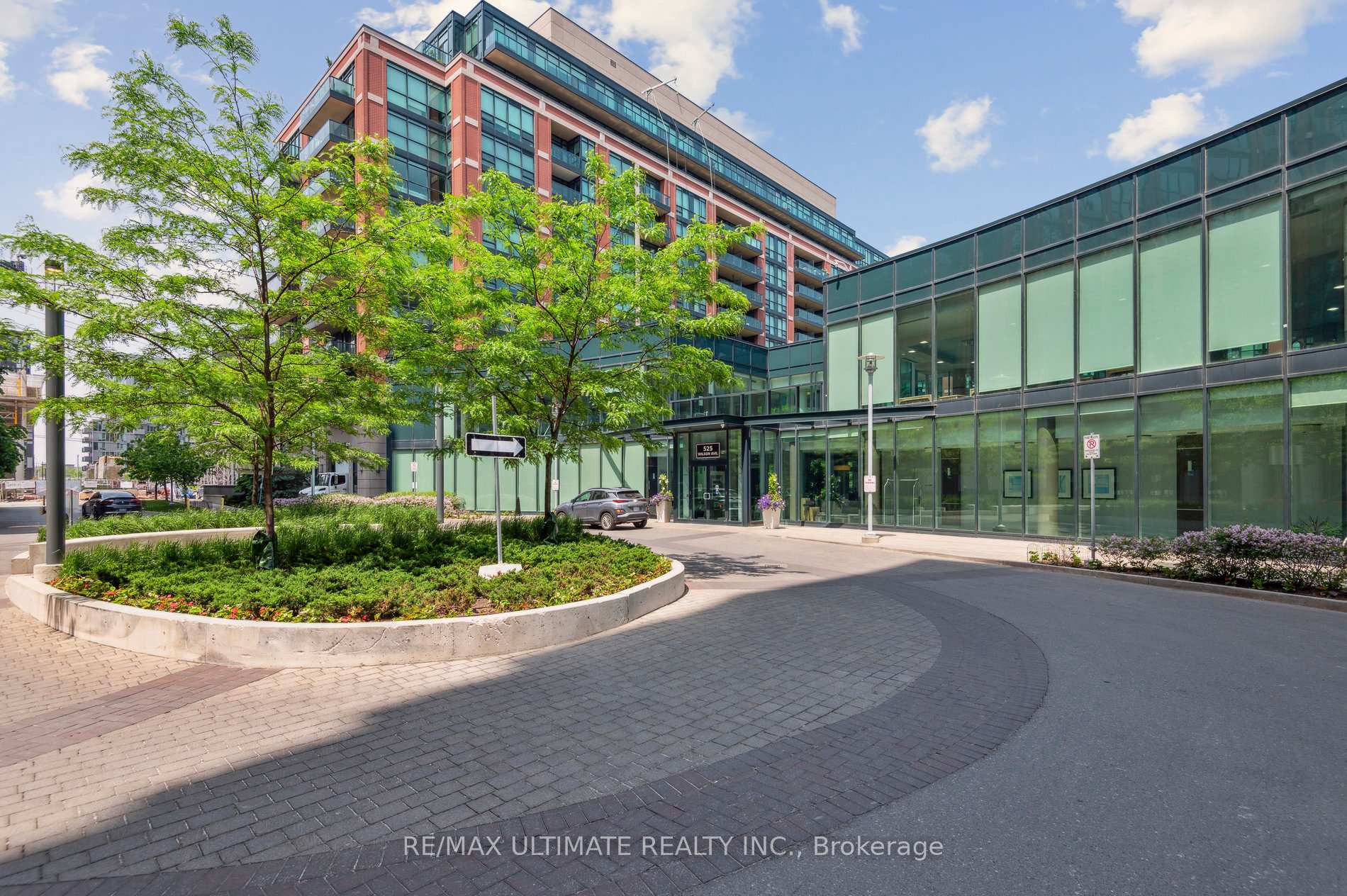 240 - 525 Wilson Avenue, Toronto, ON M3H 0A7
