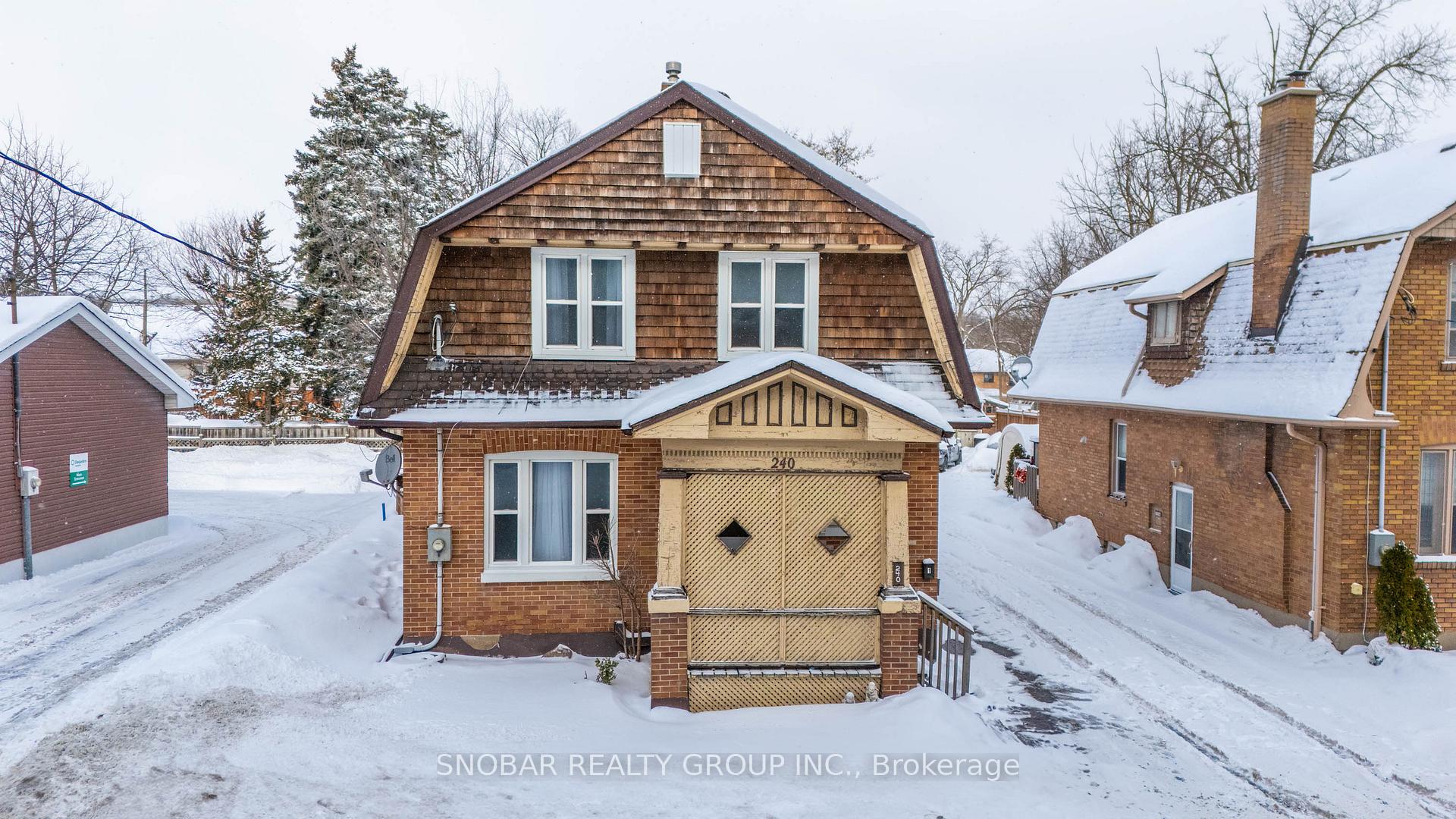 240 Dunlop Street W, Barrie, ON L4N 1B6