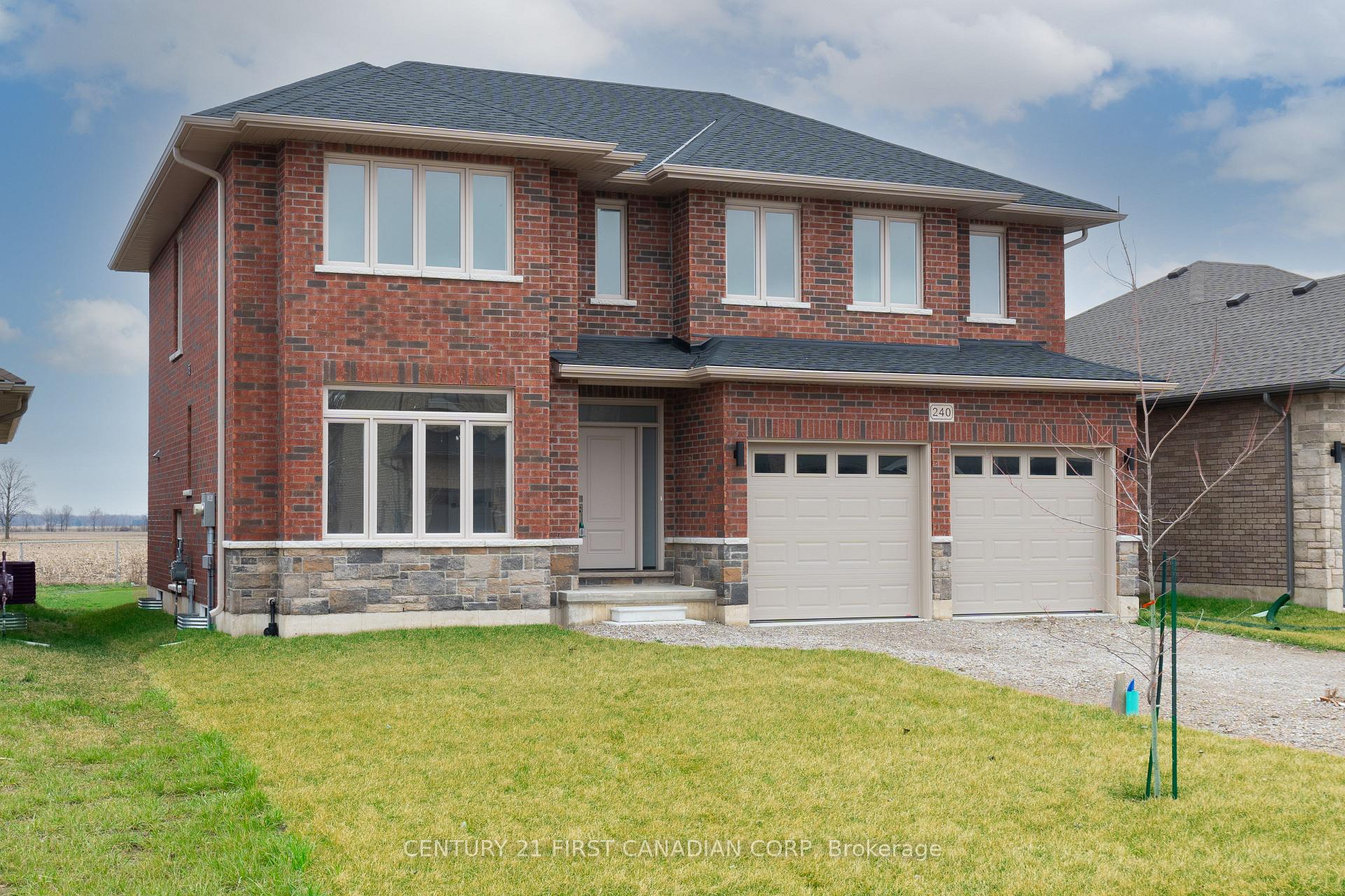 240 LEITCH Street, Dutton/Dunwich, ON N0L 1J0