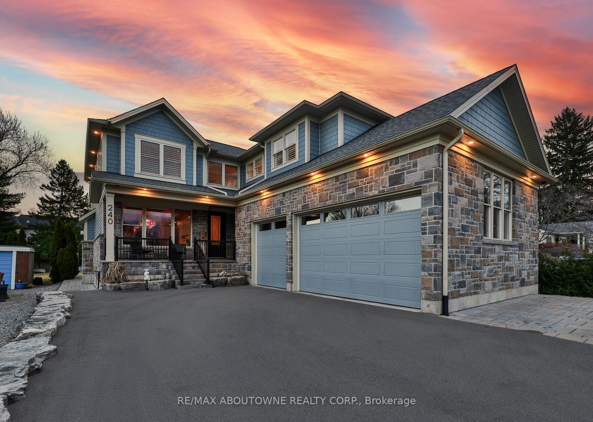 240 Pine Cove Road, Burlington, ON L7N 1W2