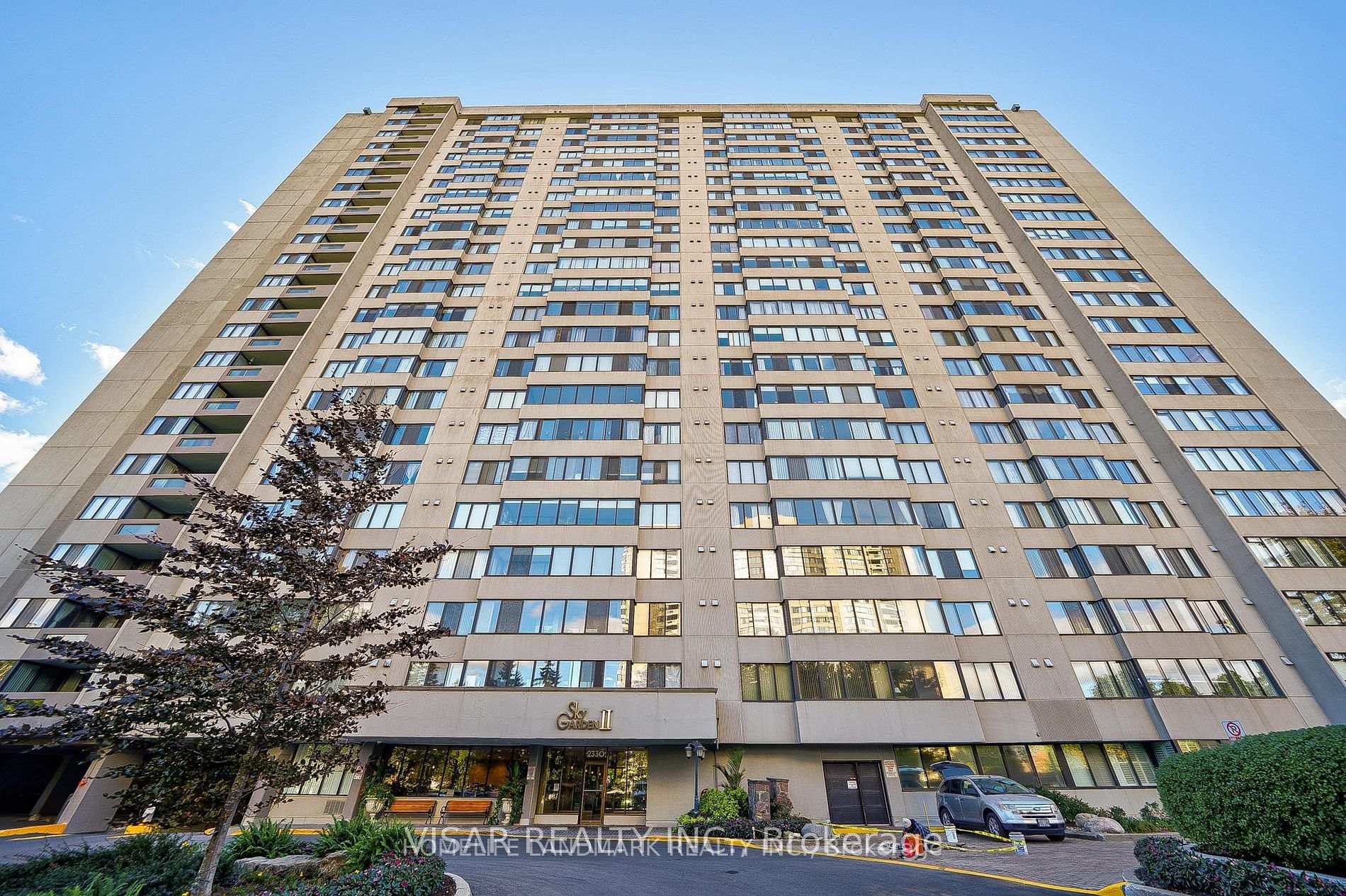 2402 (Ph02) - 2330 Bridletowne Circle, Toronto, ON M1W 3P6