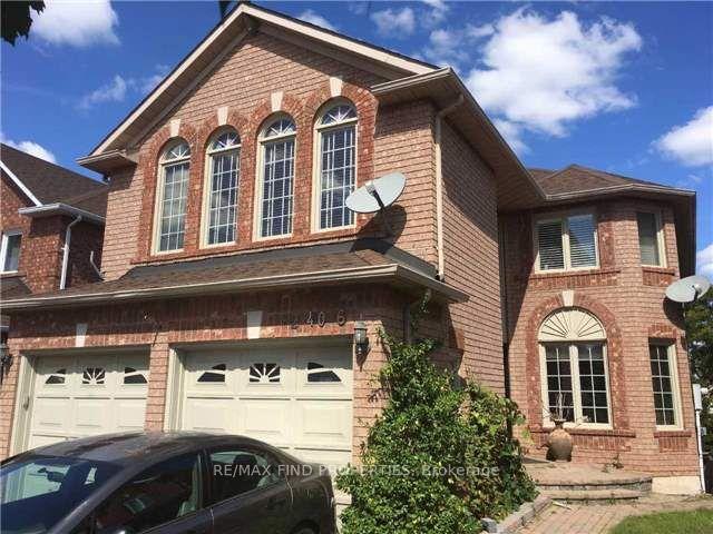 UPPER PORTION 2 FLOORS - 2406 Yorktown Circle, Mississauga, ON L5M 5Y2