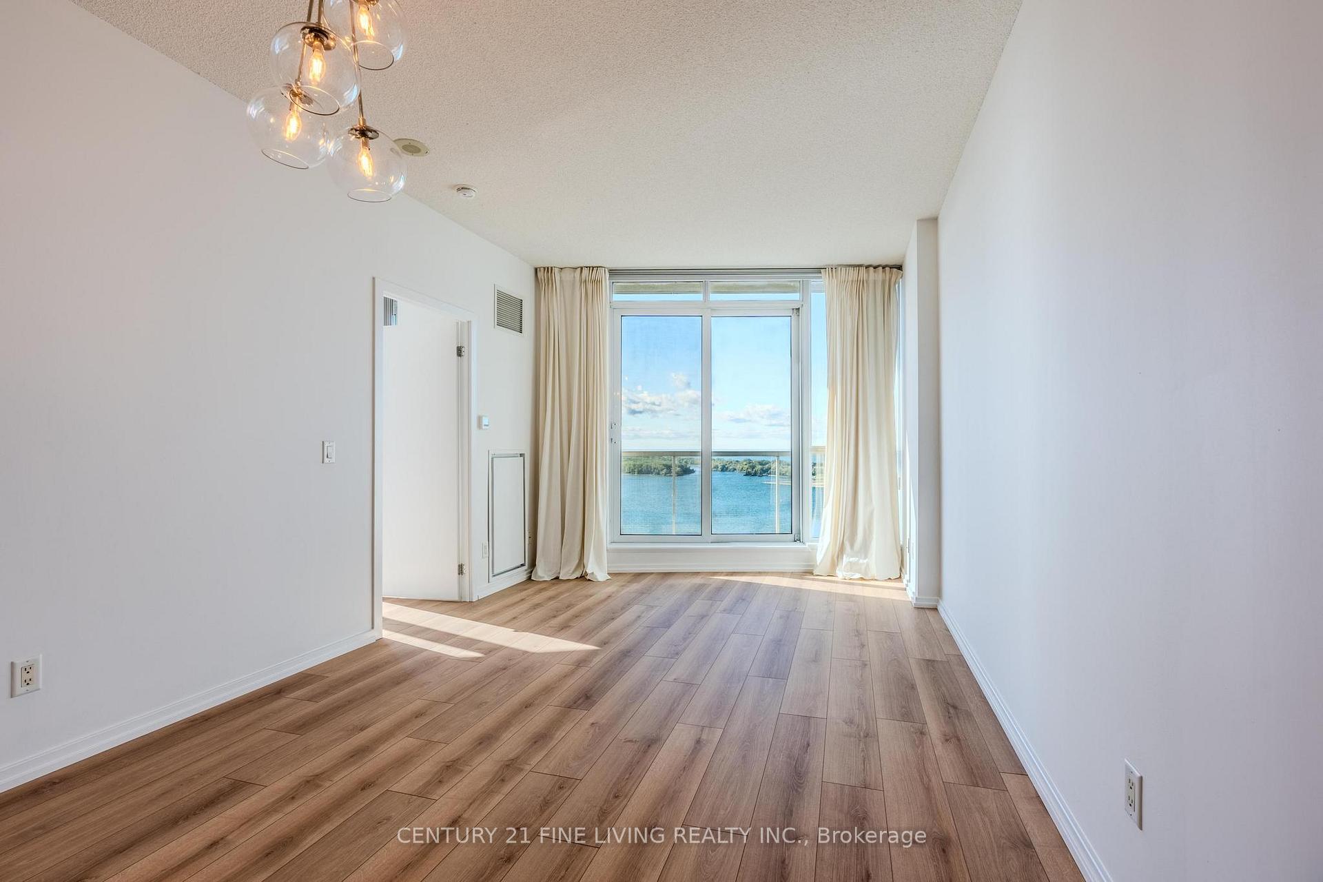 2407 - 208 Queens Quay W, Toronto, ON M5J 2Y5