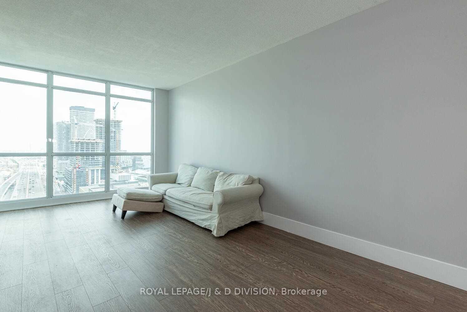 2409 - 18 Yonge Street, Toronto, ON M5E 1Z8
