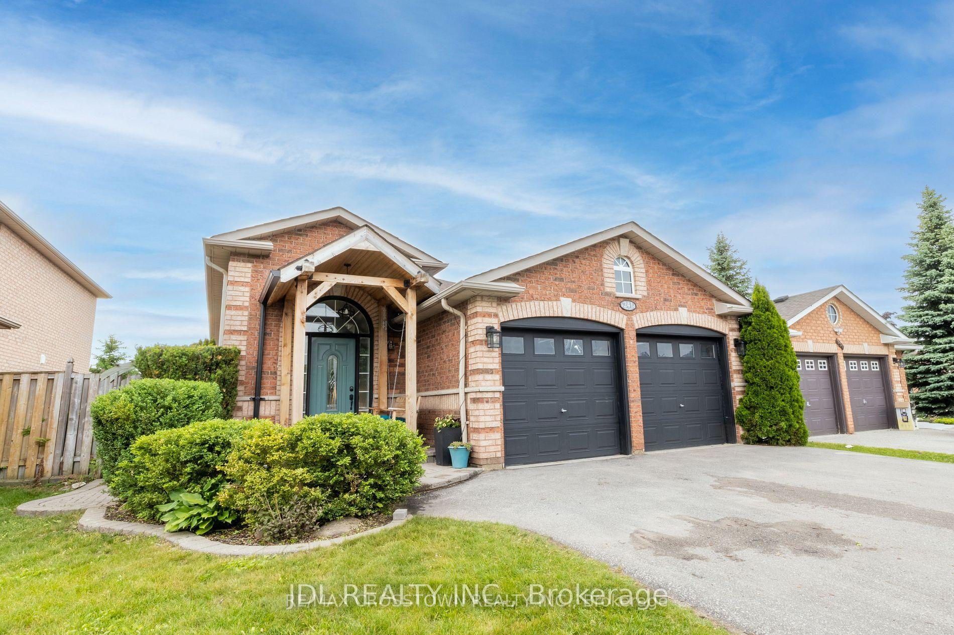Upper - 241 Emms Drive, Barrie, ON L4N 0L5
