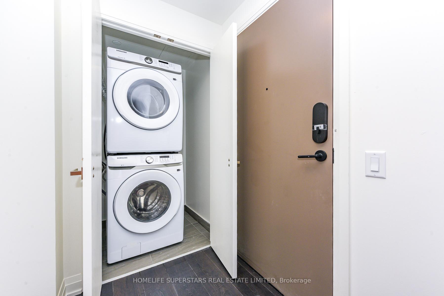 2411 - 4015 The Exchange W, Mississauga, ON L5B 0N9