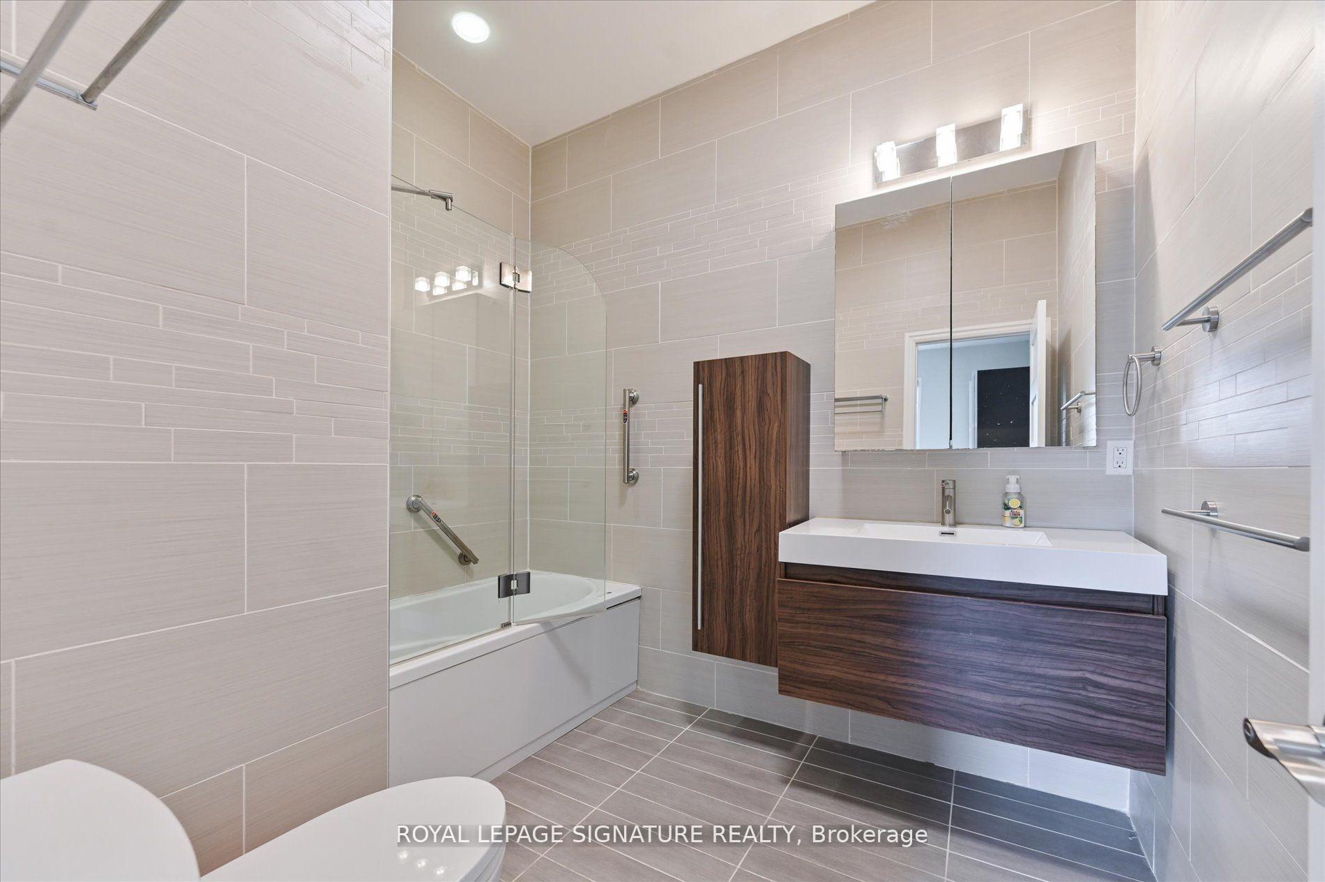 242 Olive Avenue, Toronto, ON M2N 4P6