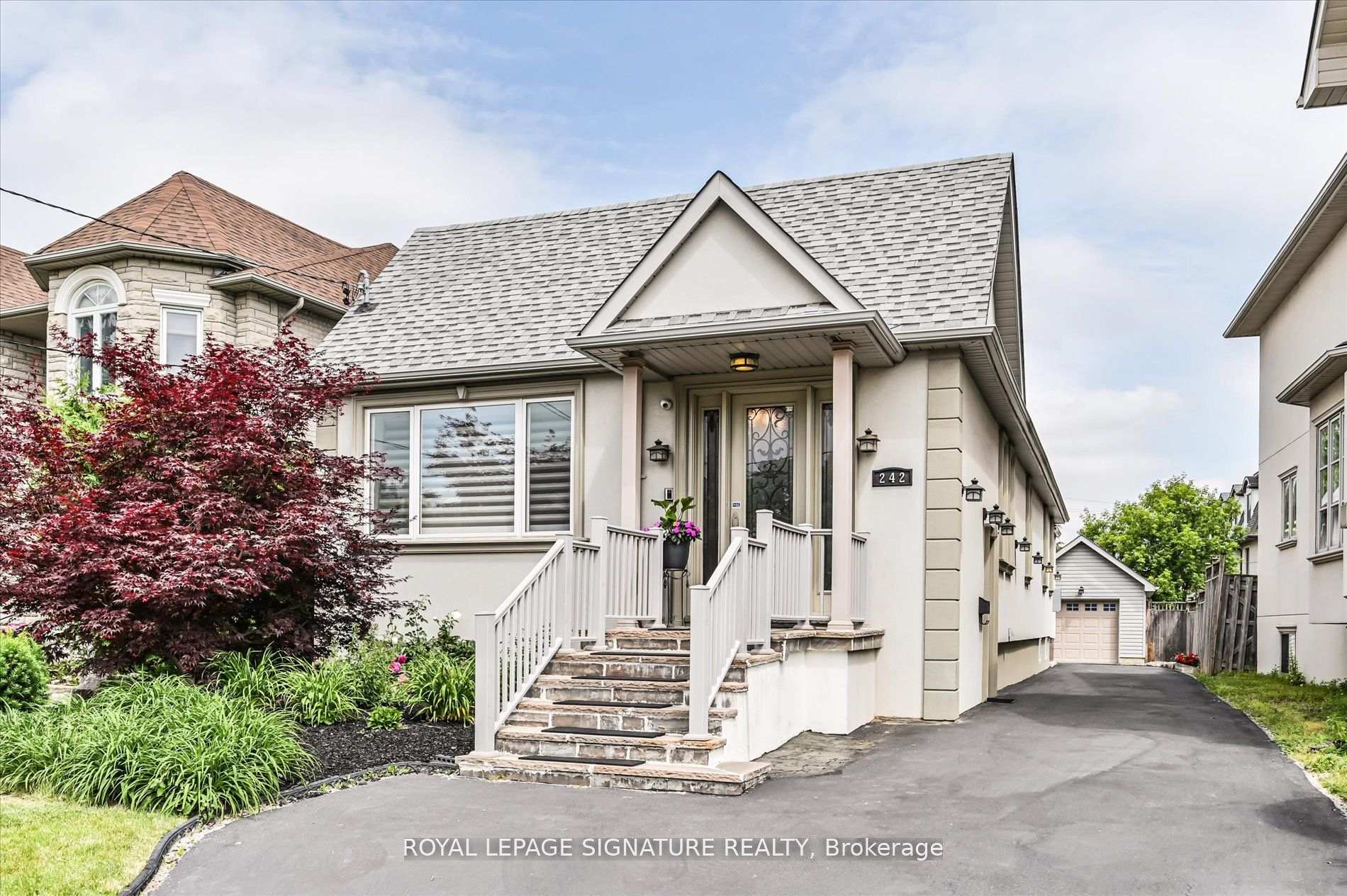 242 Olive Avenue, Toronto, ON M2N 4P6