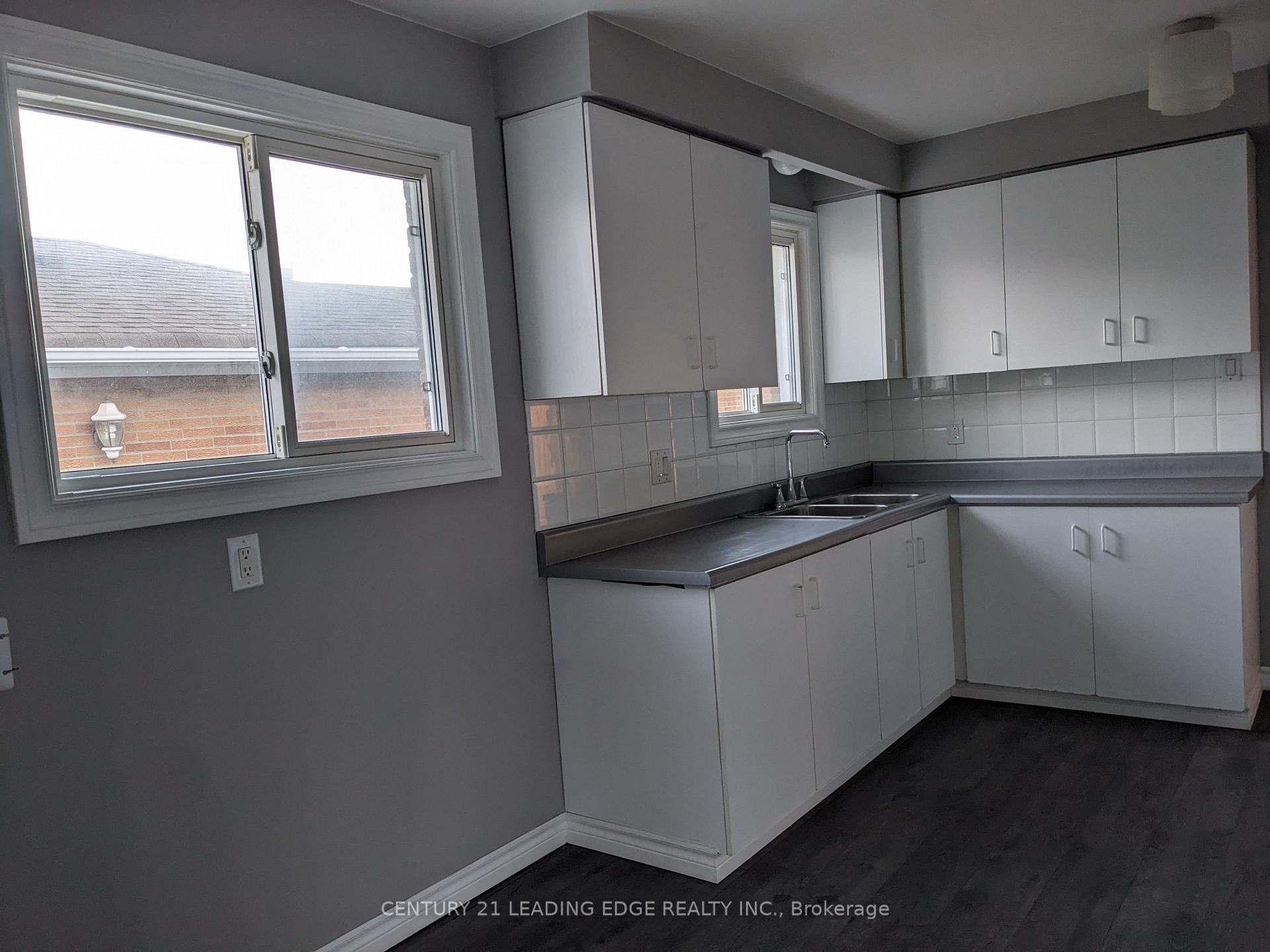 Main - 2424 Whaley Drive, Mississauga, ON L5B 2B5