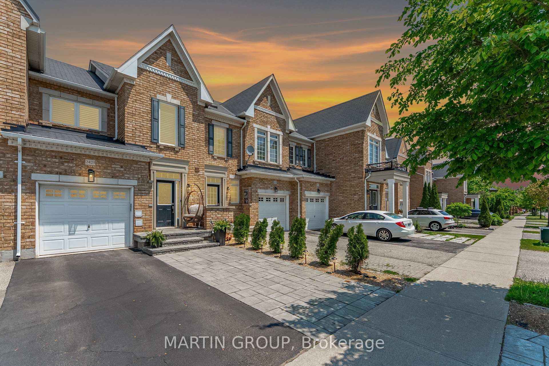 2425 Grand Oak Trail, Oakville, ON L6M 0J4