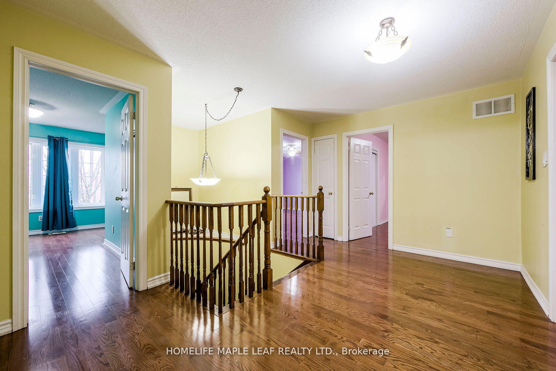 243 Queen Mary Drive, Brampton, ON L7A 3L3