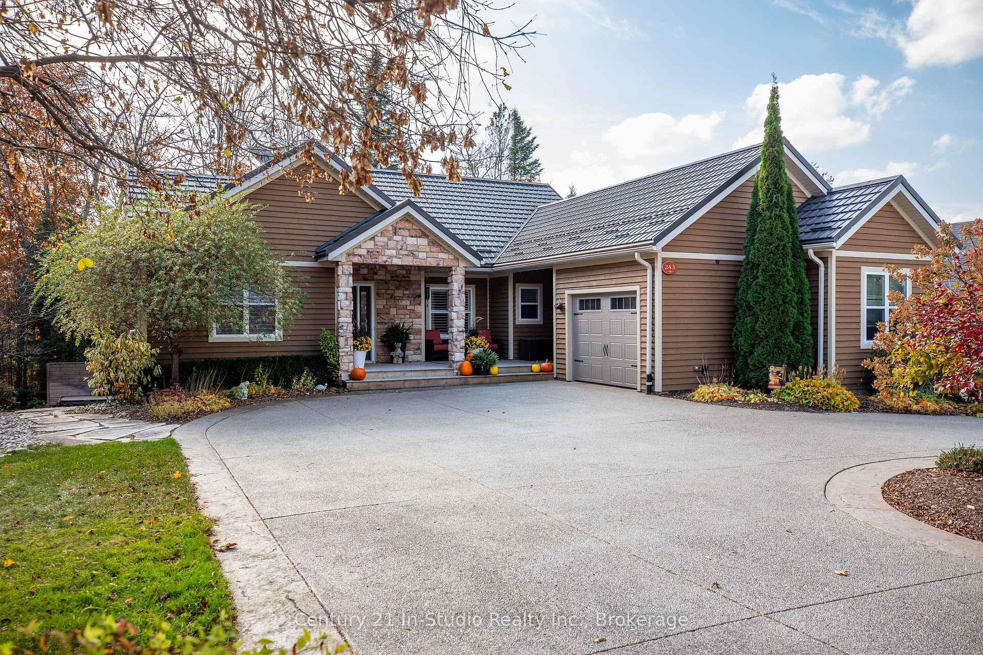 243 Summerhill Rd. Road, Saugeen Shores, ON N0H 2L0