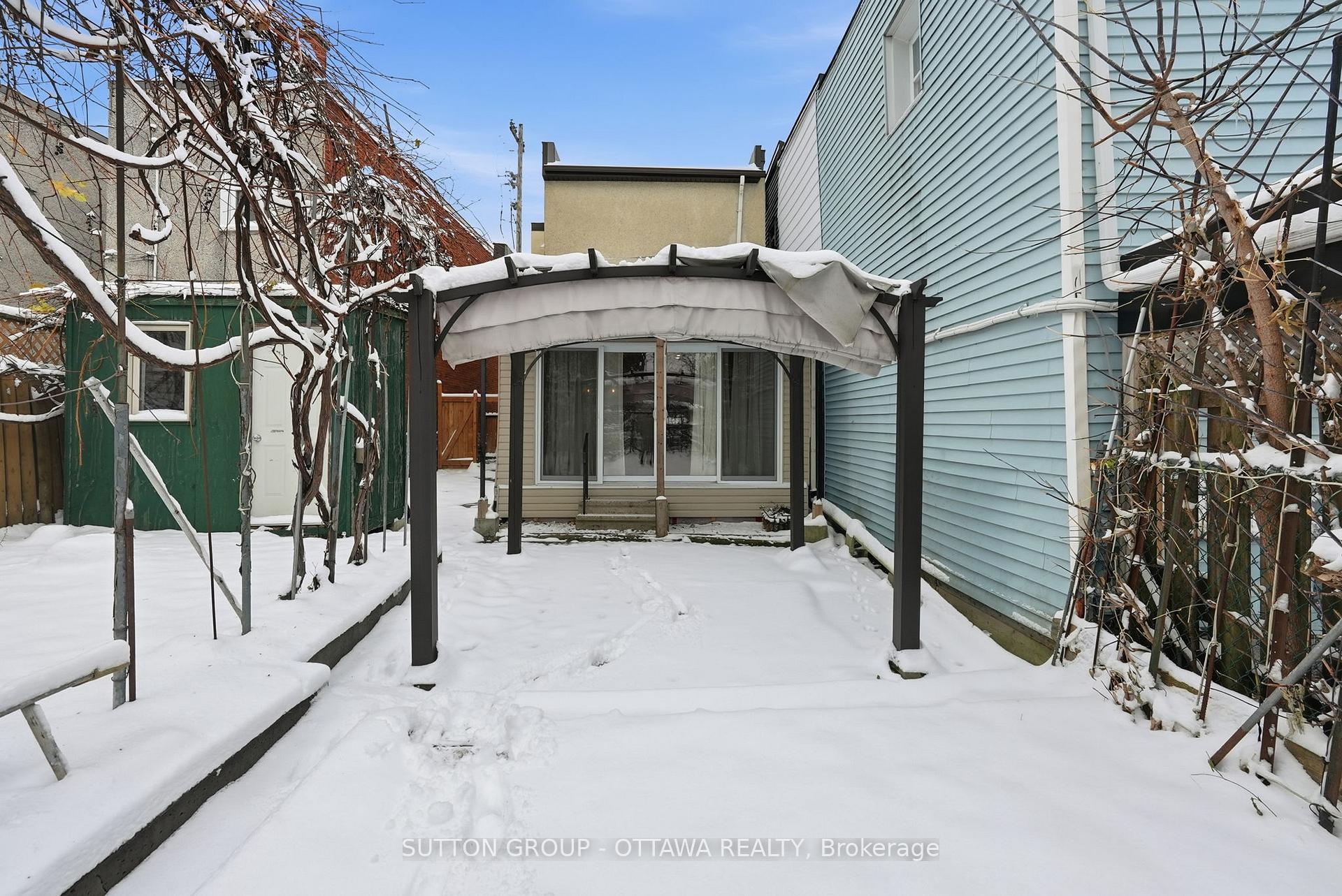 244 ROCHESTER Street, West Centre Town, ON K1R 7N1