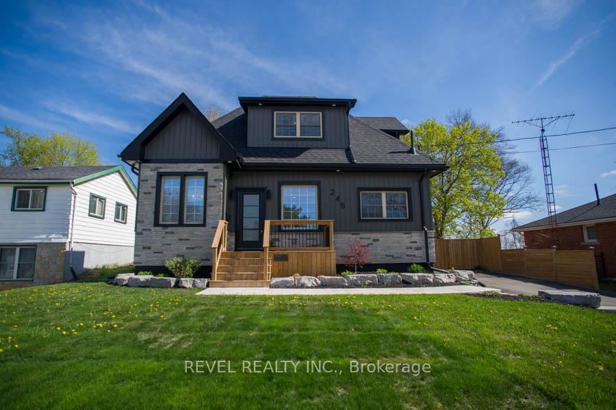 245 Charing Cross Street, Brantford, ON N3R 2J7