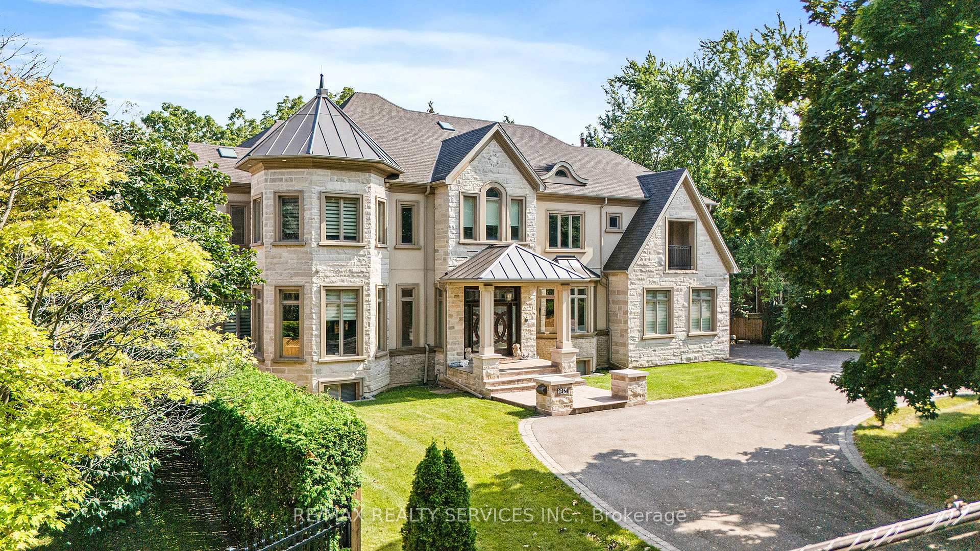 2454 Mississauga Road, Mississauga, ON L5H 2L5